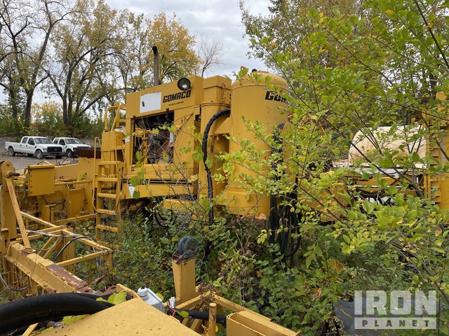 Gomaco GT6300 Curb and Gutter Machine (Inoperable) in Laval, Quebec ...