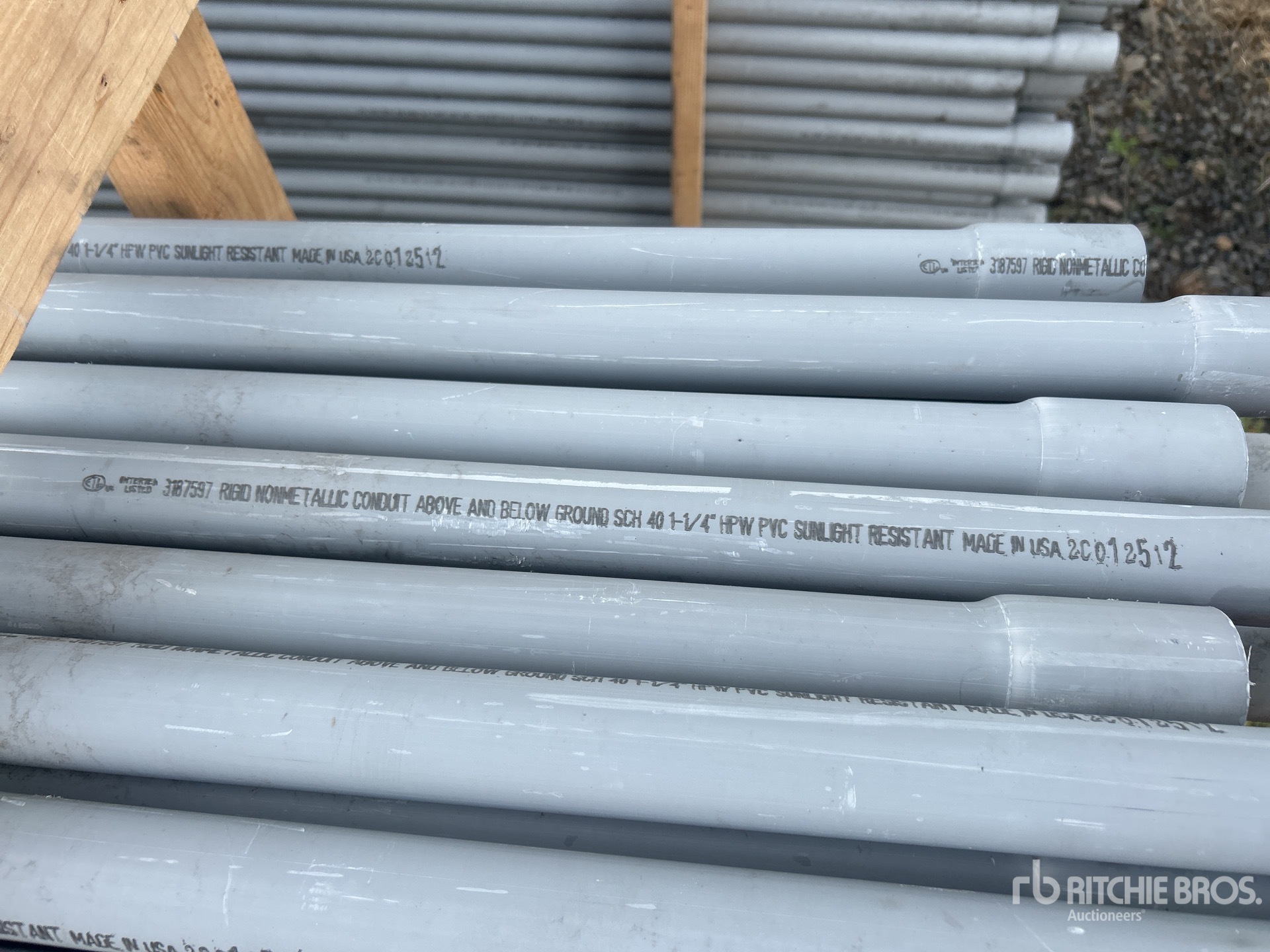 Quantity of 1-1/4 in x 10 ft Schedule 40 Electrical PVC Conduit ...