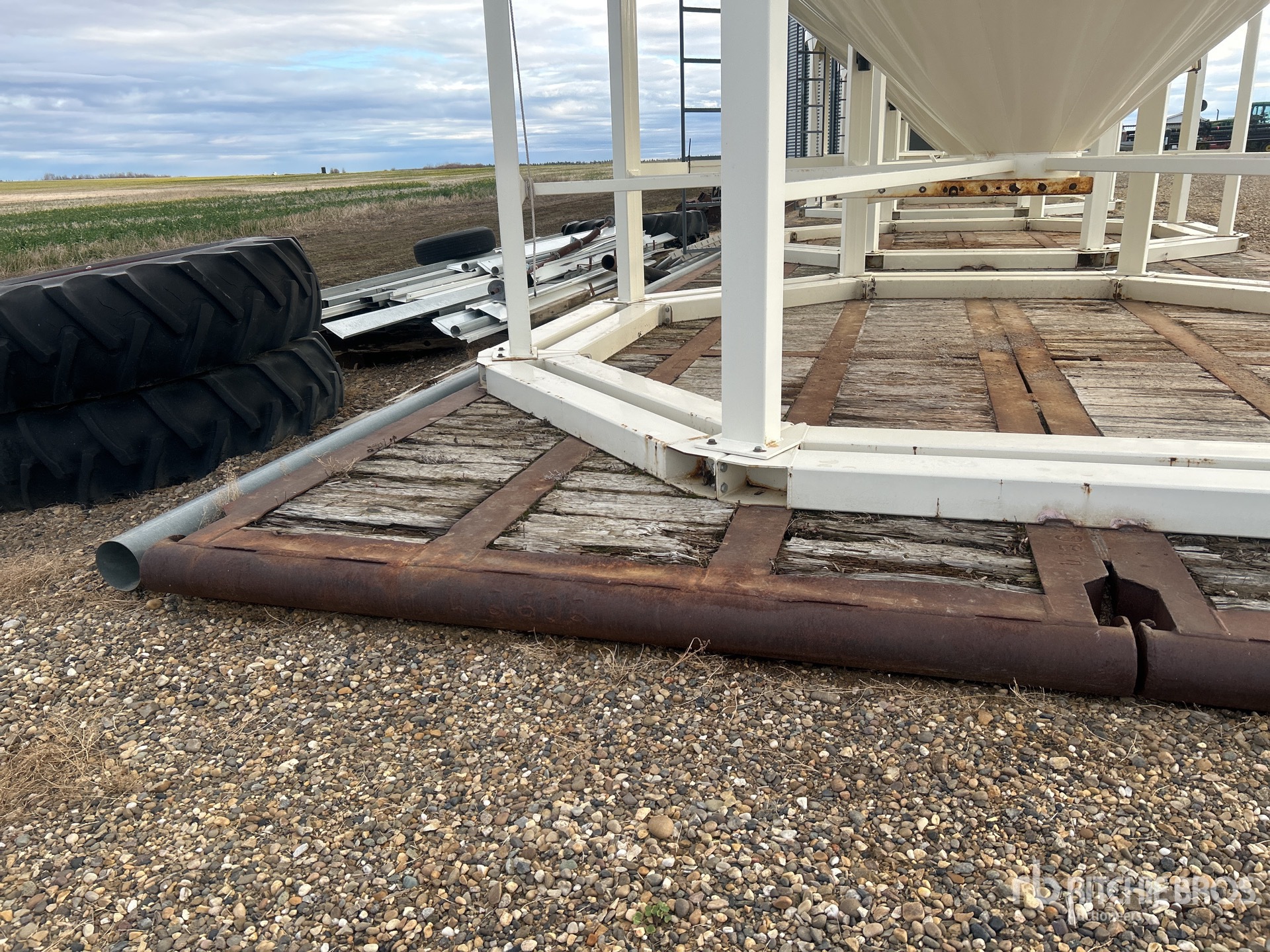 8 ft x 40 ft Rig Mat | Ritchie Bros. Auctioneers
