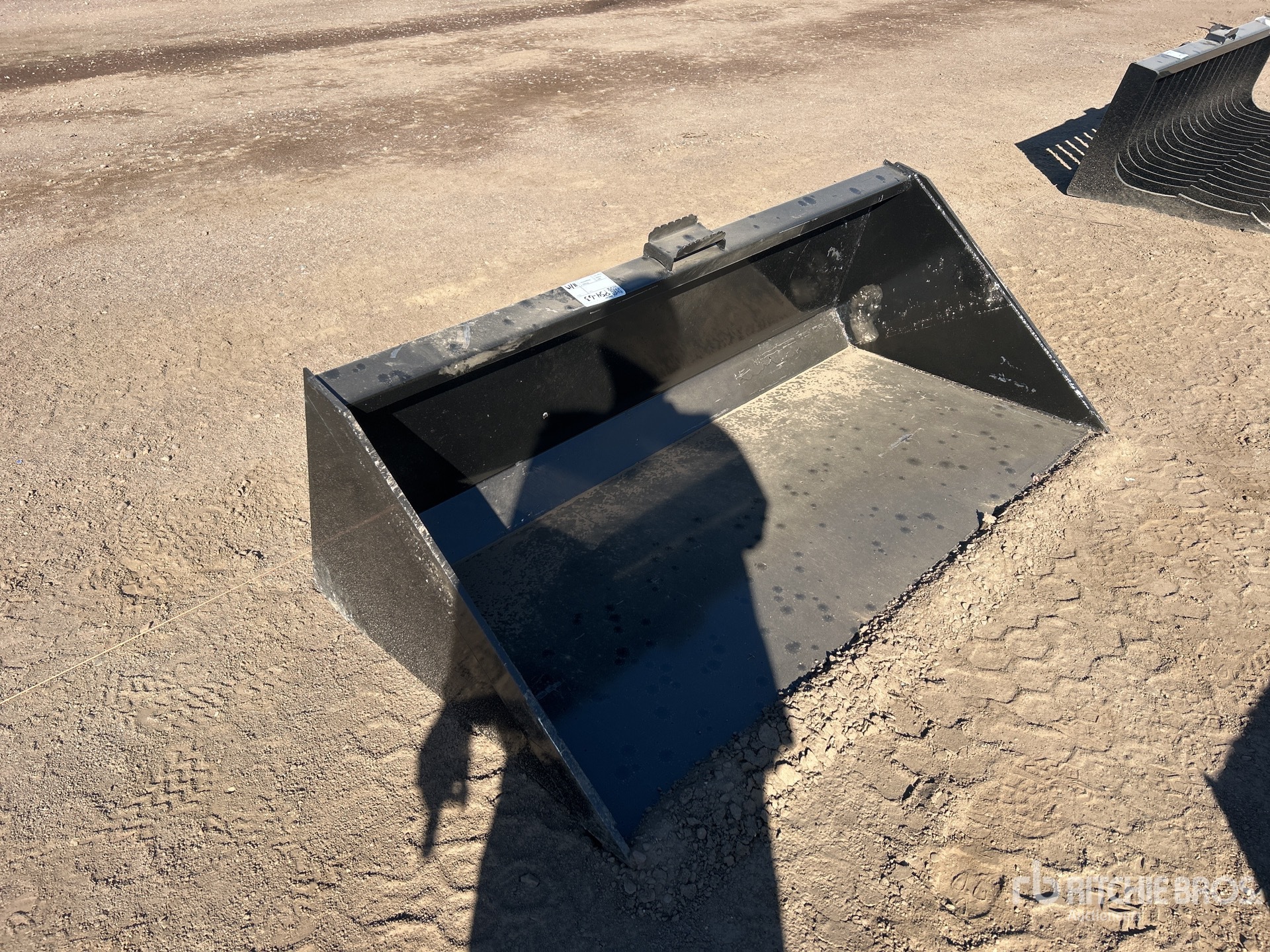 2024 Kit Containers QT-DB-S66 66 in General Purpose Pala para ...