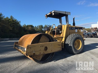 Cat CS-563C Smooth Drum Compactor in Acushnet, Massachusetts, United ...