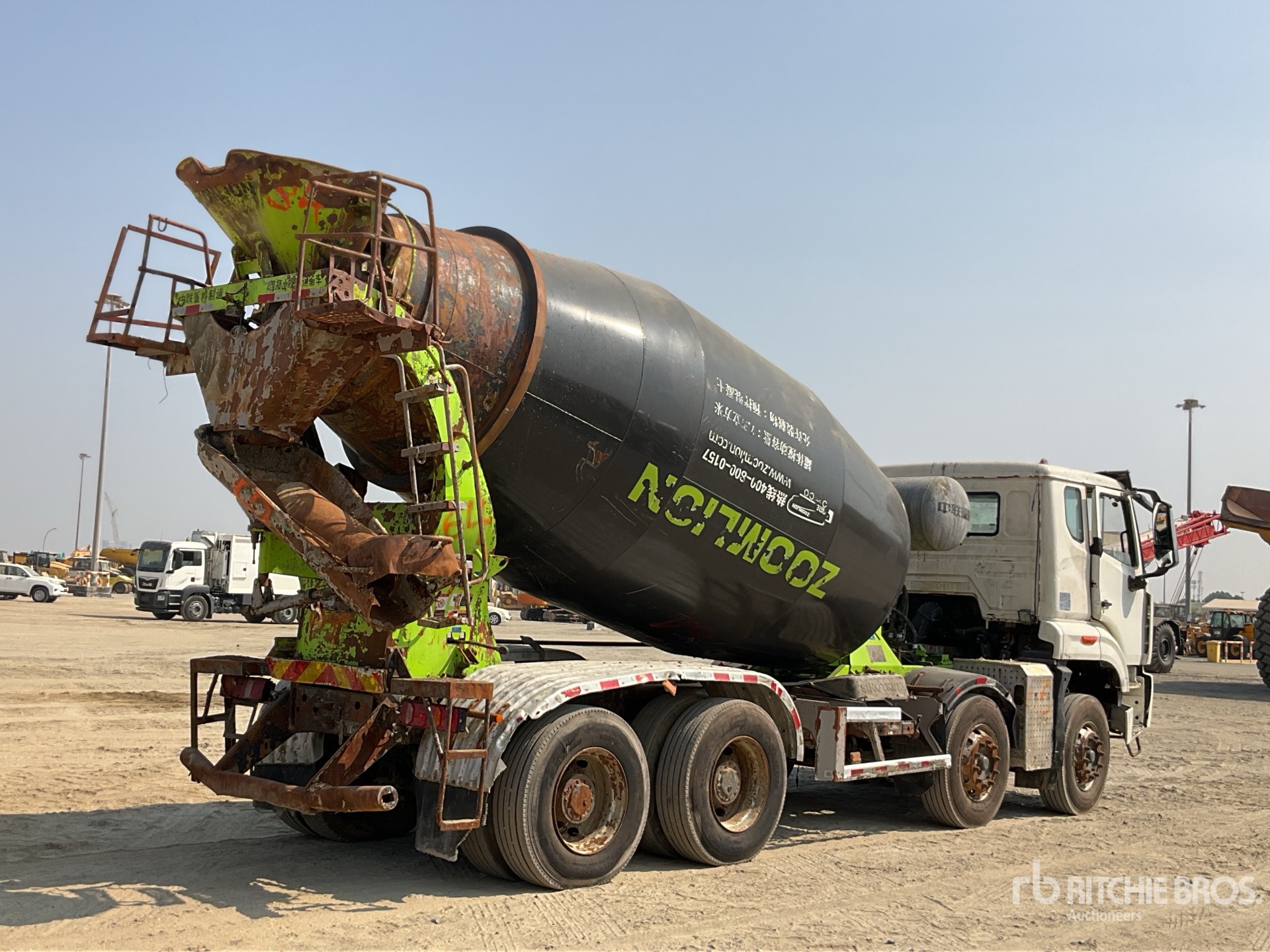 2021 CNHTC Sino Howo 8x4 Twin-Steer Betoniera | Ritchie Bros. Auctioneers