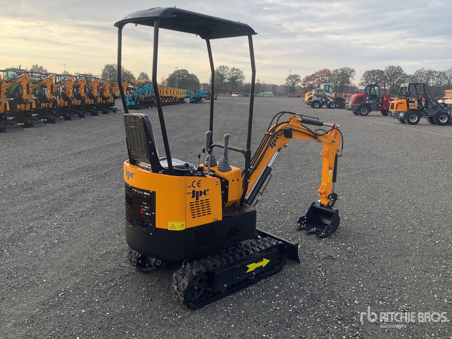 2024 JPC HT12 Mini Excavadora (Unused) | Ritchie Bros. Auctioneers