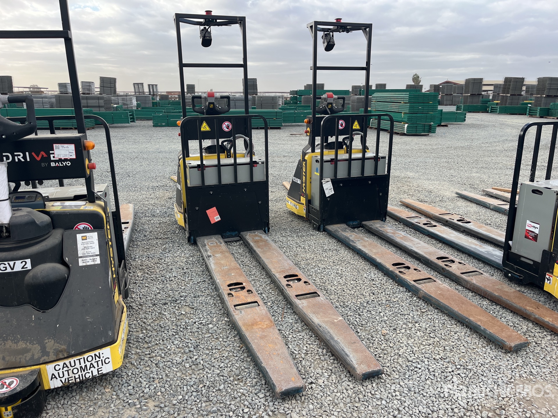 2018 Hyster B80ZHD 8000 lb Electric Pallet Jack | Ritchie Bros. Auctioneers