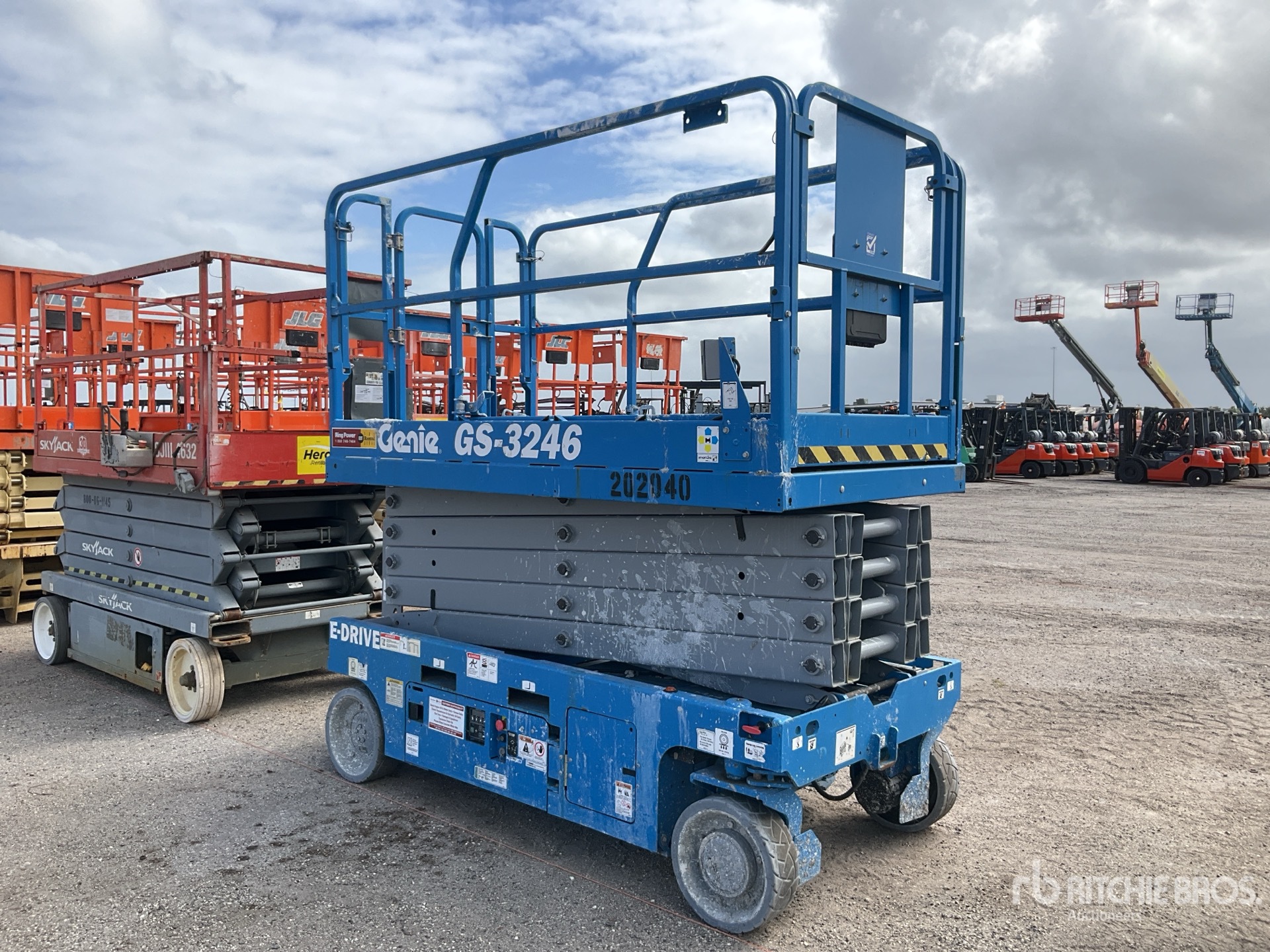 2022 Genie GS-3246 Electric Plateforme élévatrice à ciseaux (Inoperable ...