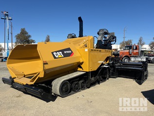 2015 Cat AP1055F Track Asphalt Paver in Perris, California, United ...