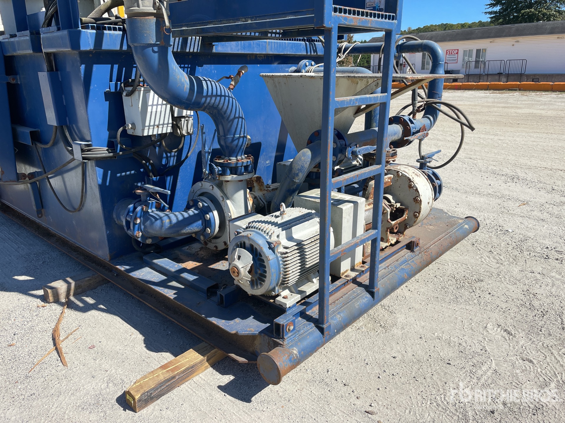 Tri-Flo Skid-Mounted De-sander Filtration System | Ritchie Bros ...
