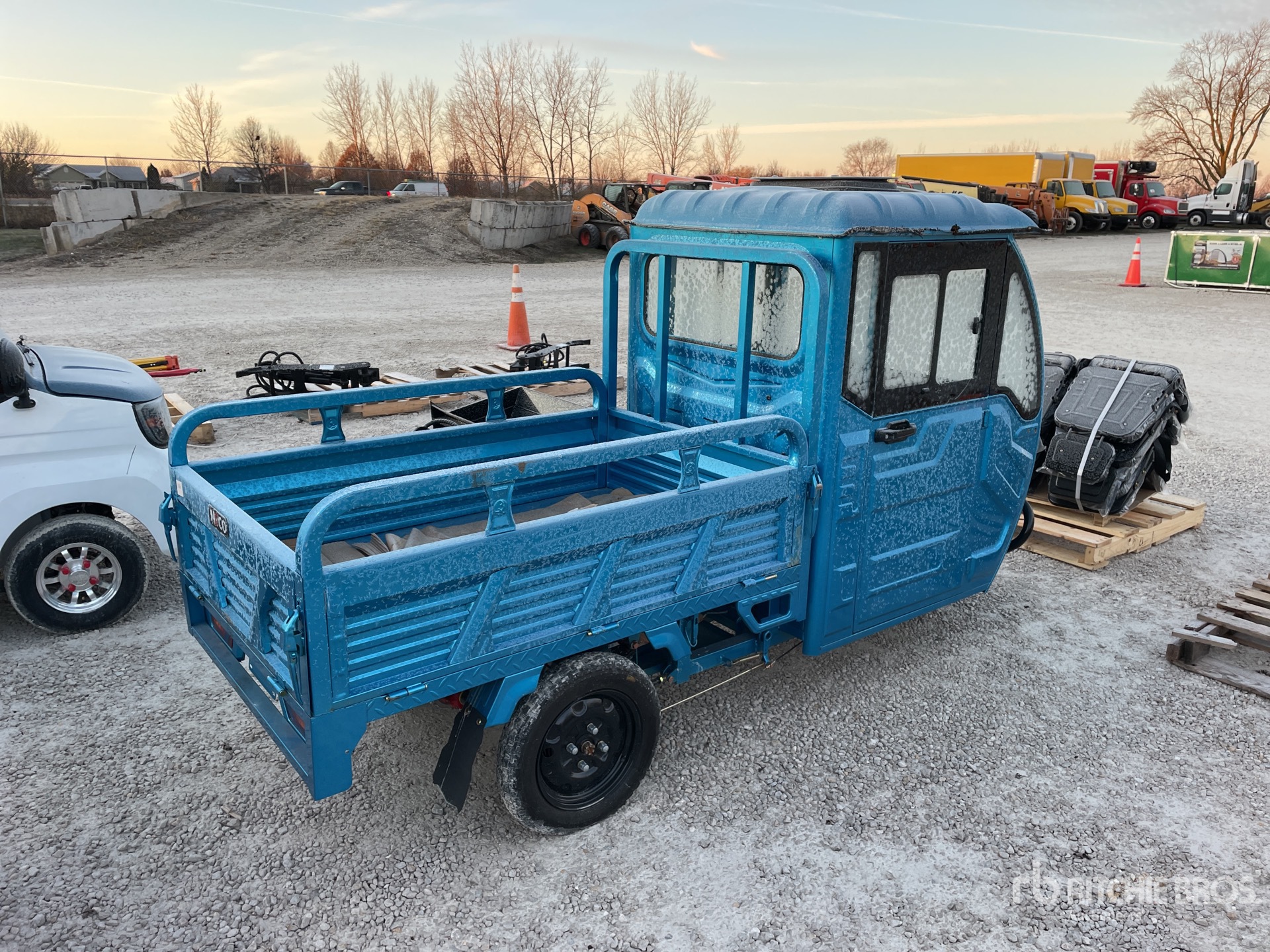 2024 Meco MC16 3 Wheel Utility Vehicle (Unused) | Ritchie Bros. Auctioneers