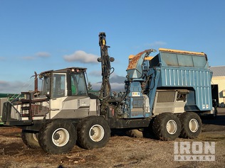 2007 Valmet 890-3 8x8 w/Chipper installed on Log Forwarder in Eugene ...