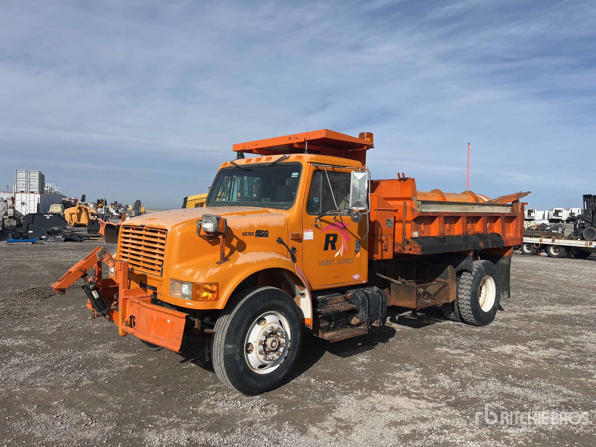 1994 International 4900 4x2 Snow Plow Truck | Ritchie Bros. Auctioneers