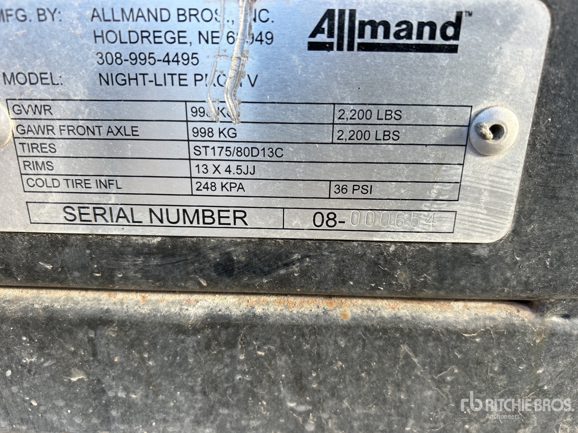 2008 Allmand Night-Lite Pro II V 8 kW Light Tower | Ritchie Bros ...