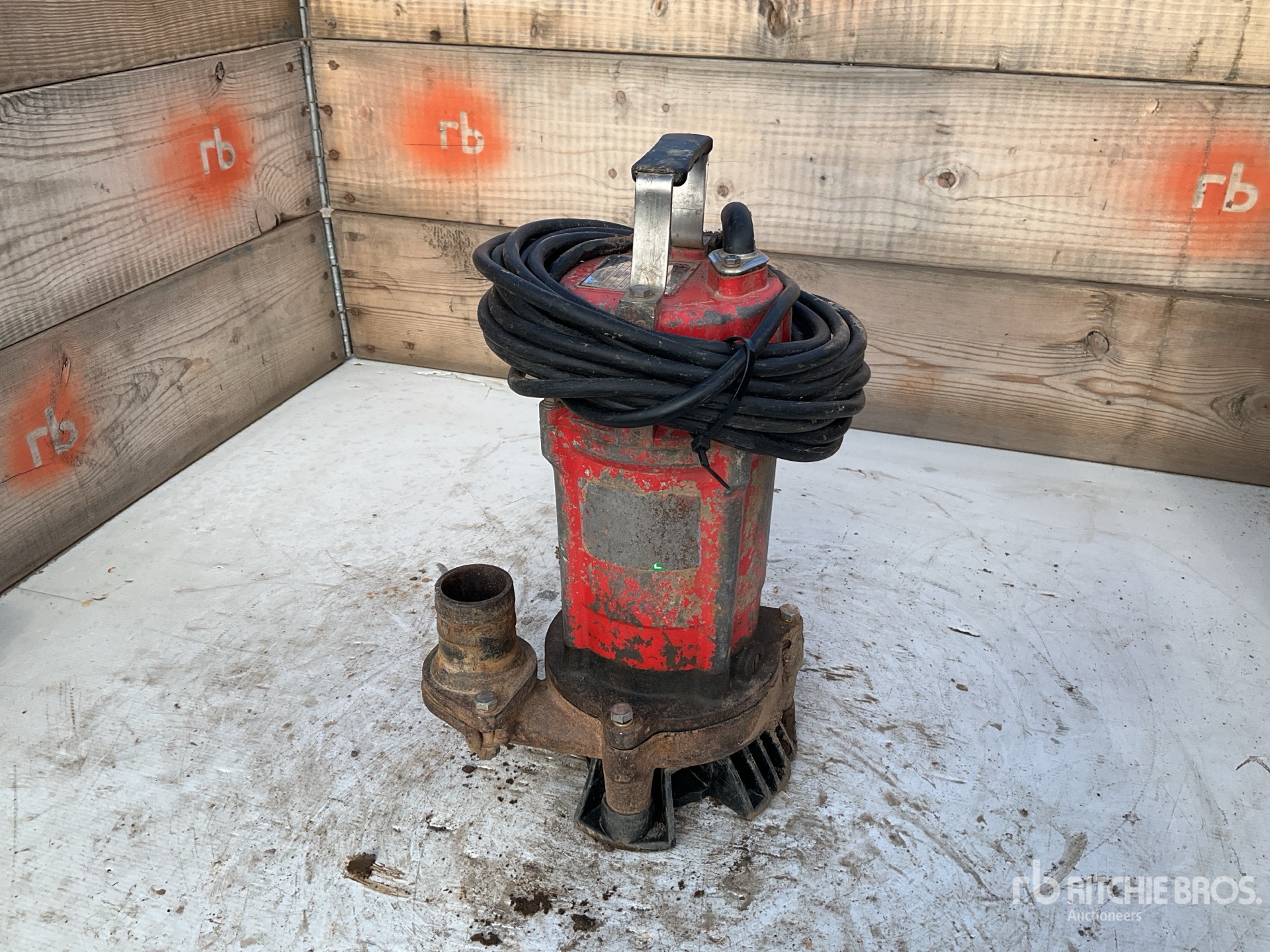 Fairport FSM2 75 Electric Submersible Water Pump | Ritchie Bros ...