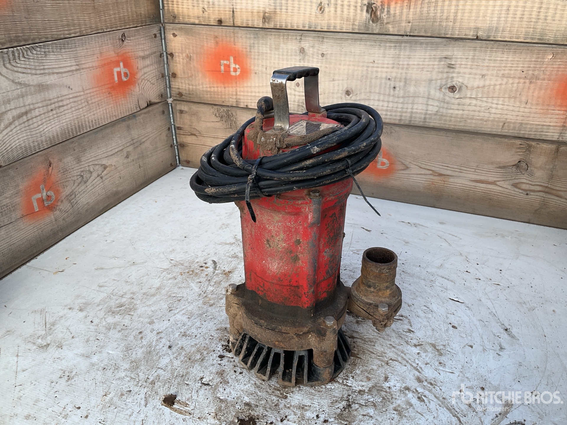 Fairport FSM2 75 Electric Submersible Water Pump | Ritchie Bros ...