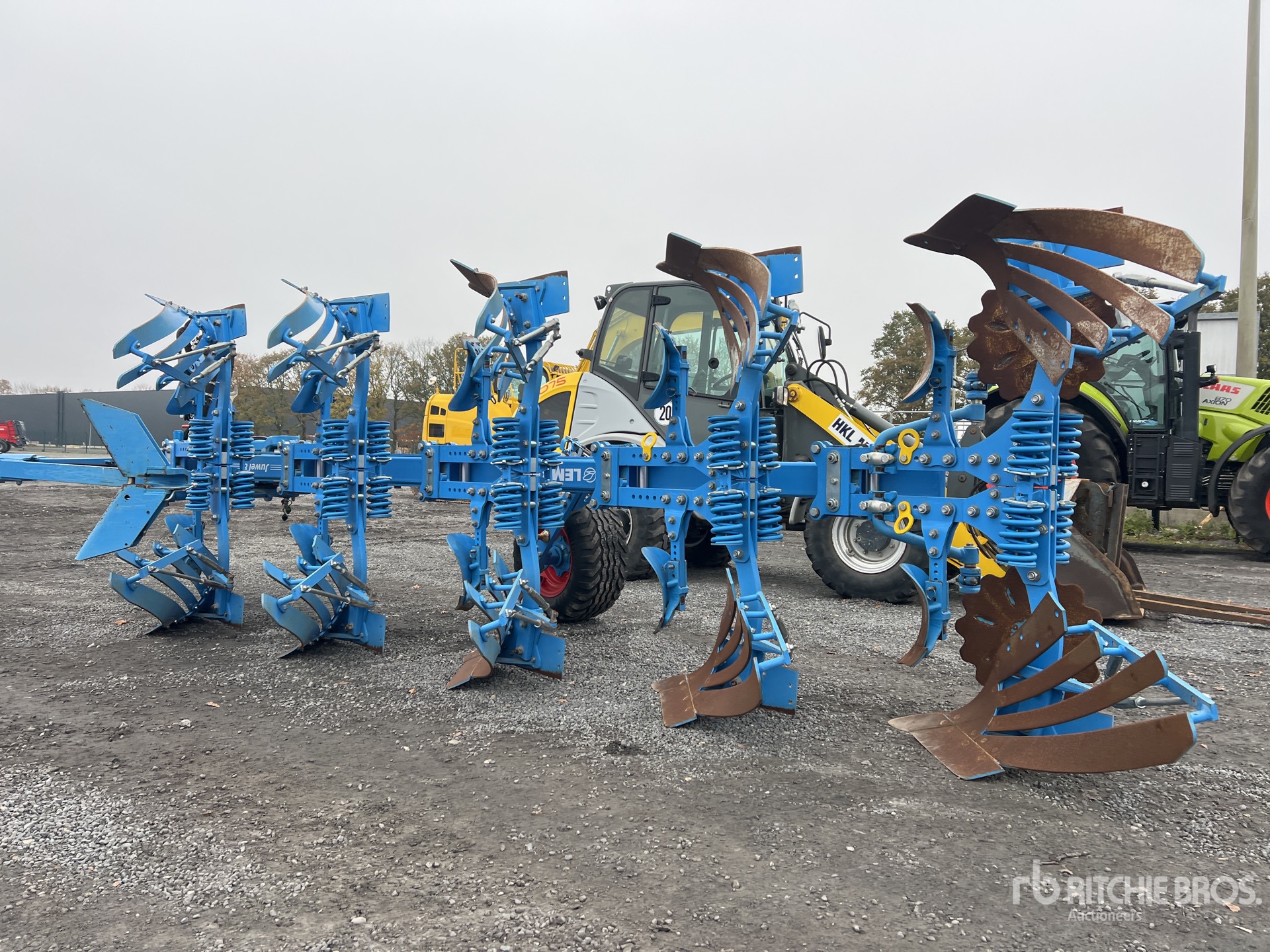 2023 Lemken Juwel 8 MVX 5 L 100 5 Bottom Reversible Plow | Ritchie Bros ...