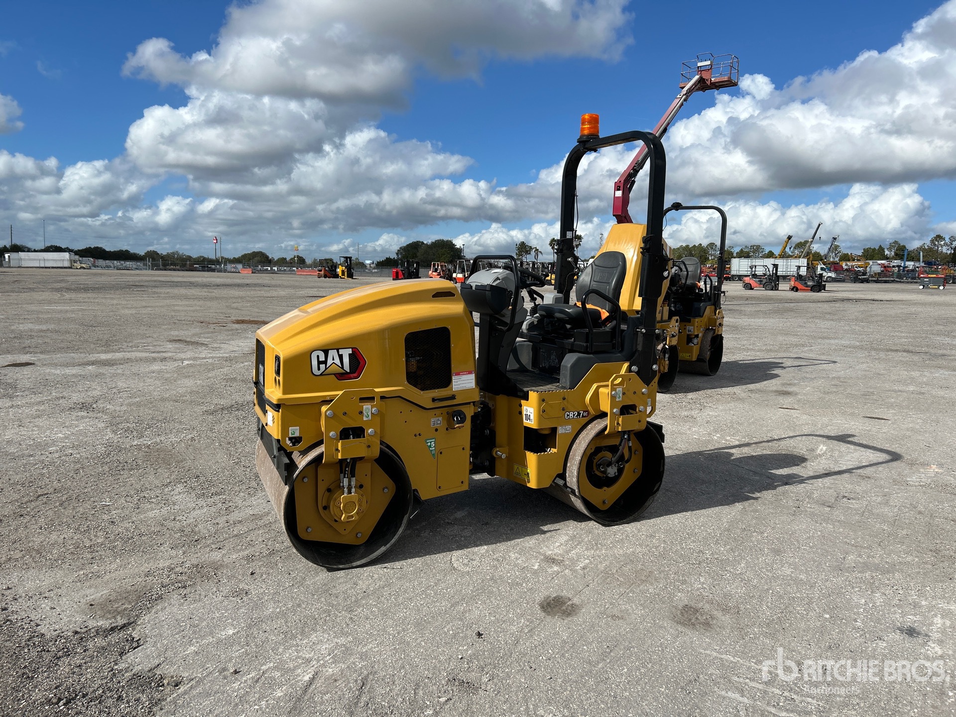 2024 Cat CB2.7GC Double Drum Roller (Unused) | Ritchie Bros. Auctioneers