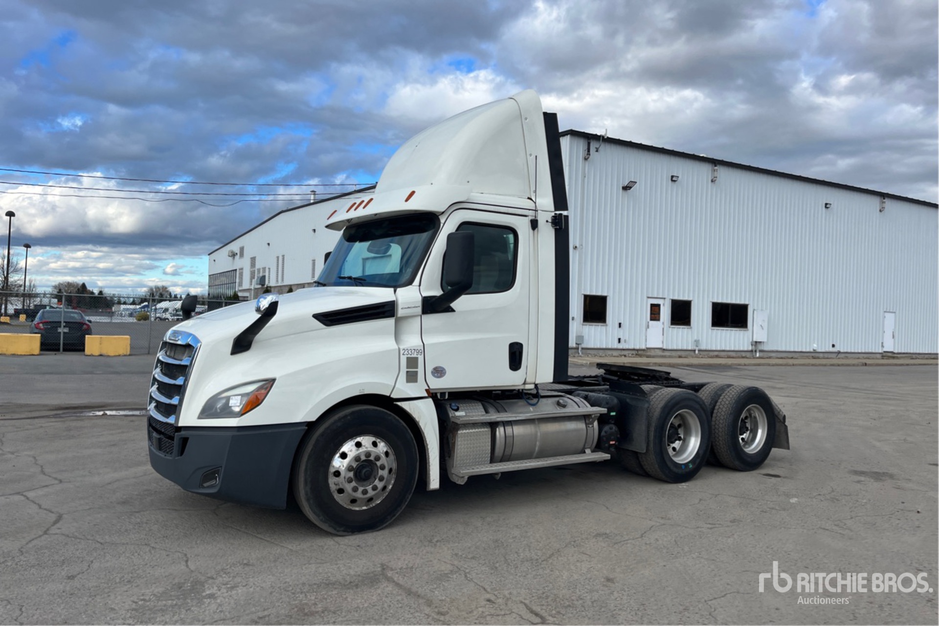 2019 Freightliner Cascadia 126 6x4 T/A Day Cab Truck Tractor | Ritchie ...