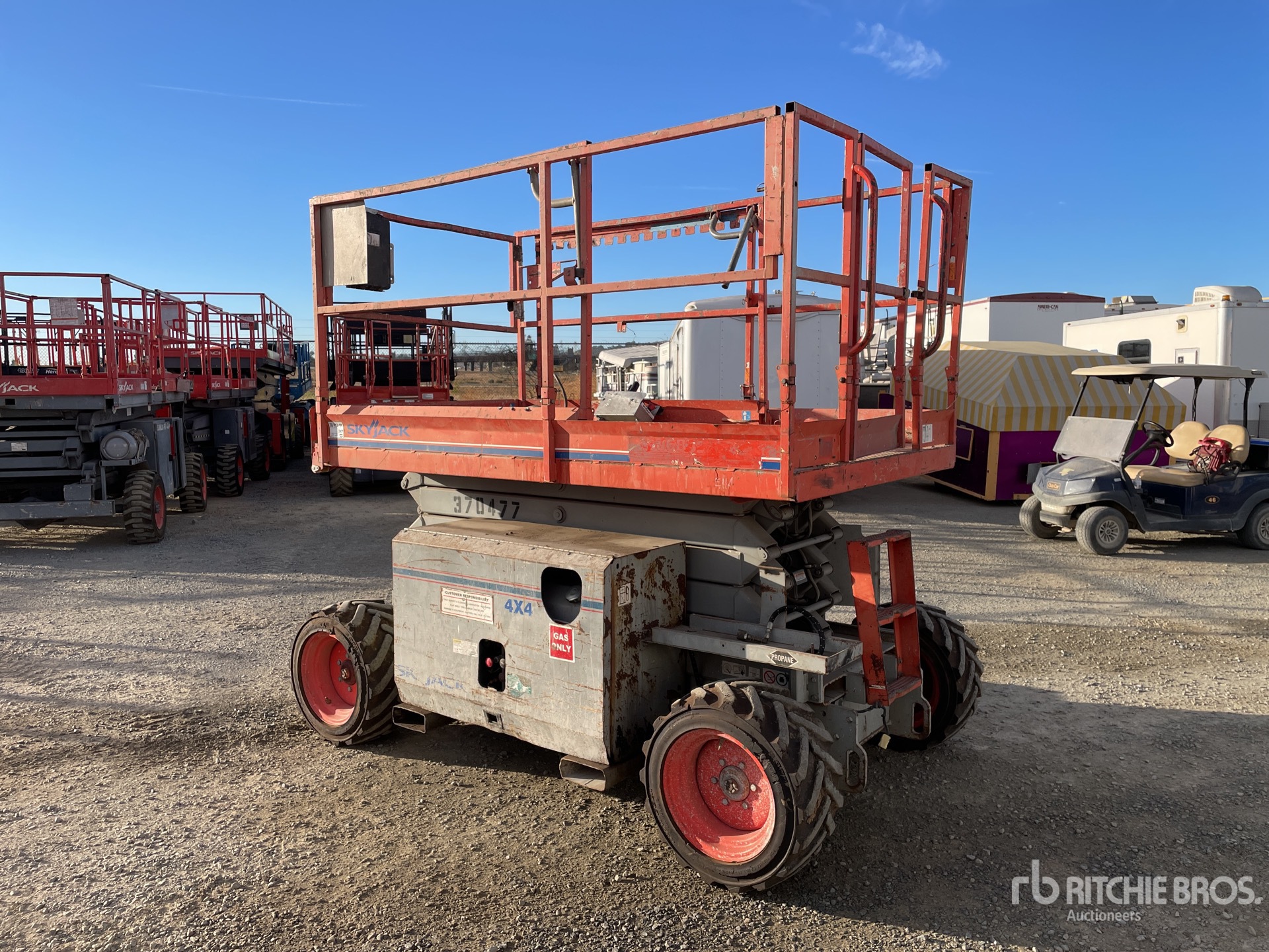 Skyjack SJ6832 4x4 Dual Fuel Scissor Lift | Ritchie Bros. Auctioneers