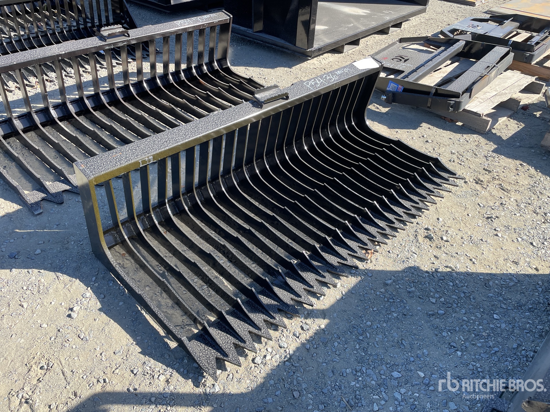 2024 Kit Containers QT-SB-L72 72 in Skeleton Godet pour chargeuse à ...