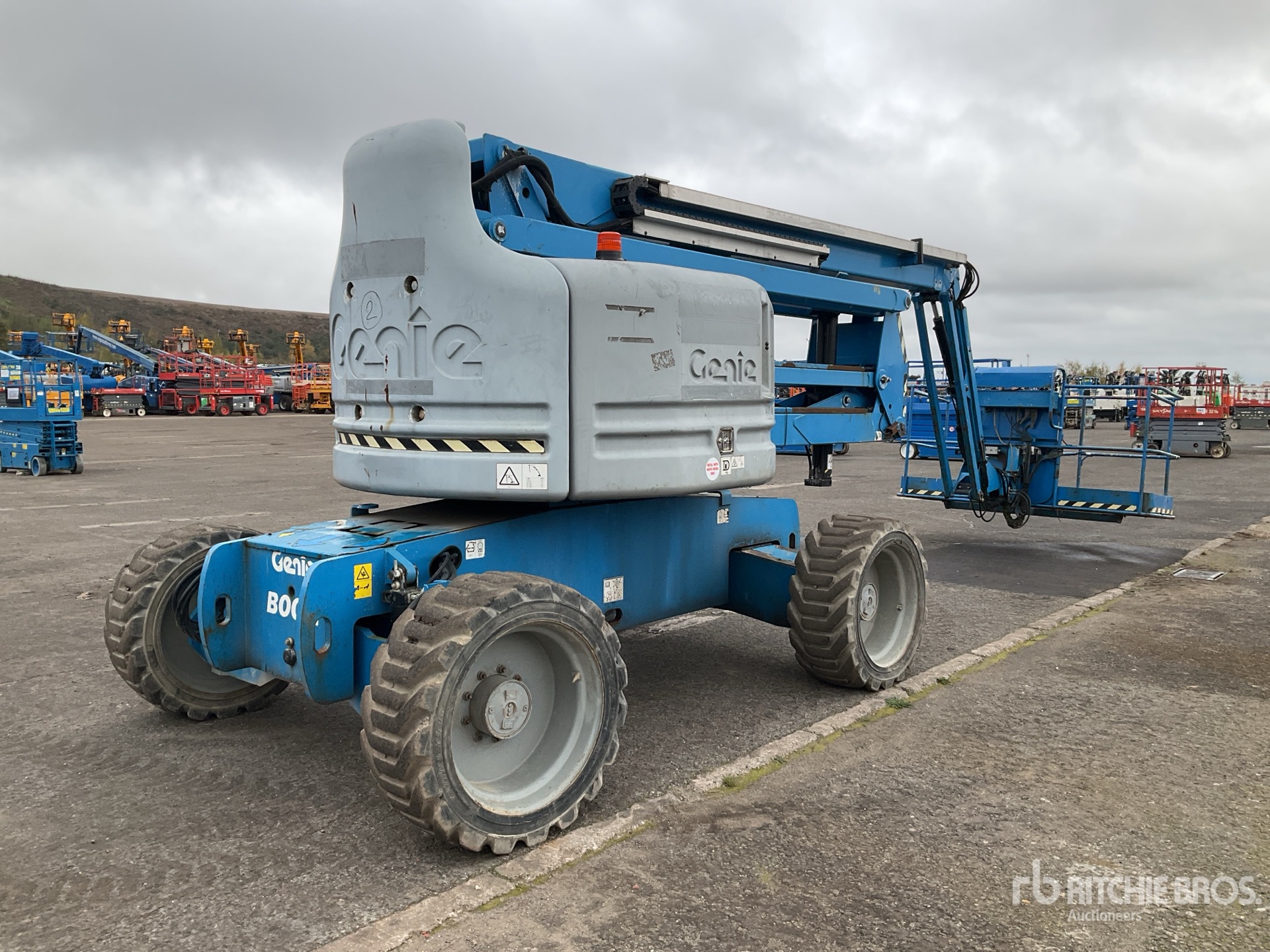 2012 Genie Z60 4WD Diesel Articulating Boom Lift | Ritchie Bros ...