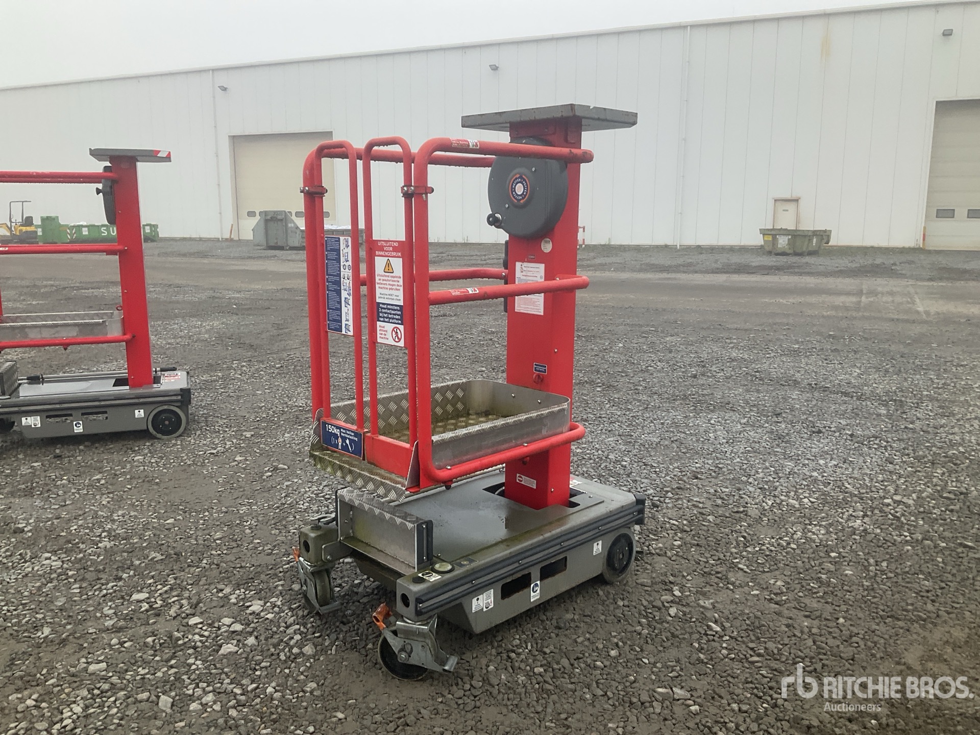 2018 Power Towers Eco lift Plateforme élévatrice à mât vertical ...