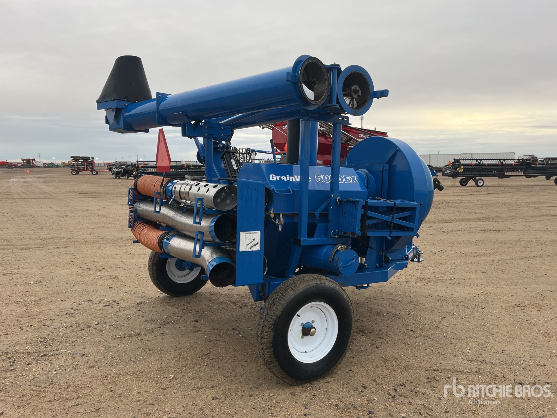 2009 Brandt 5000EX 14 ft Grain Vac | Ritchie Bros. Auctioneers