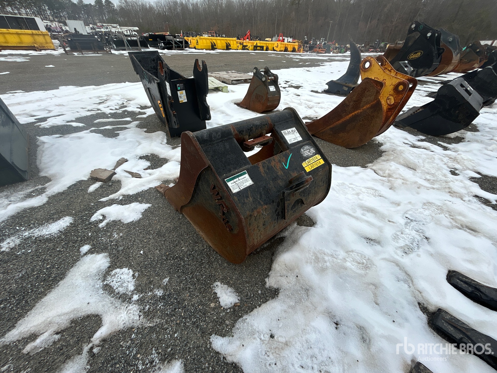 2016 Woods Equipment WR XLS 1/4 Digging Excavator Bucket | Ritchie Bros ...