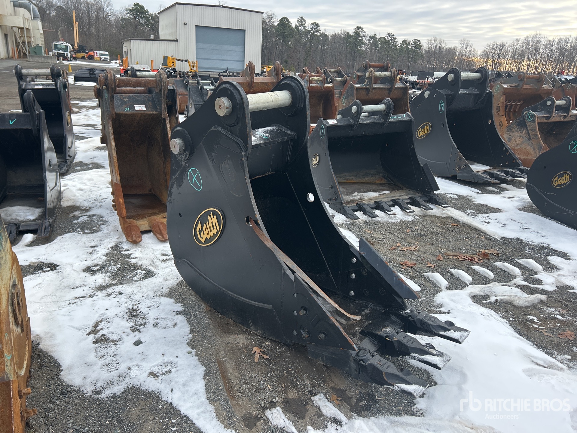 2023 Geith SK350LC-11 24 in Digging Godet d'excavatrice | Ritchie Bros ...