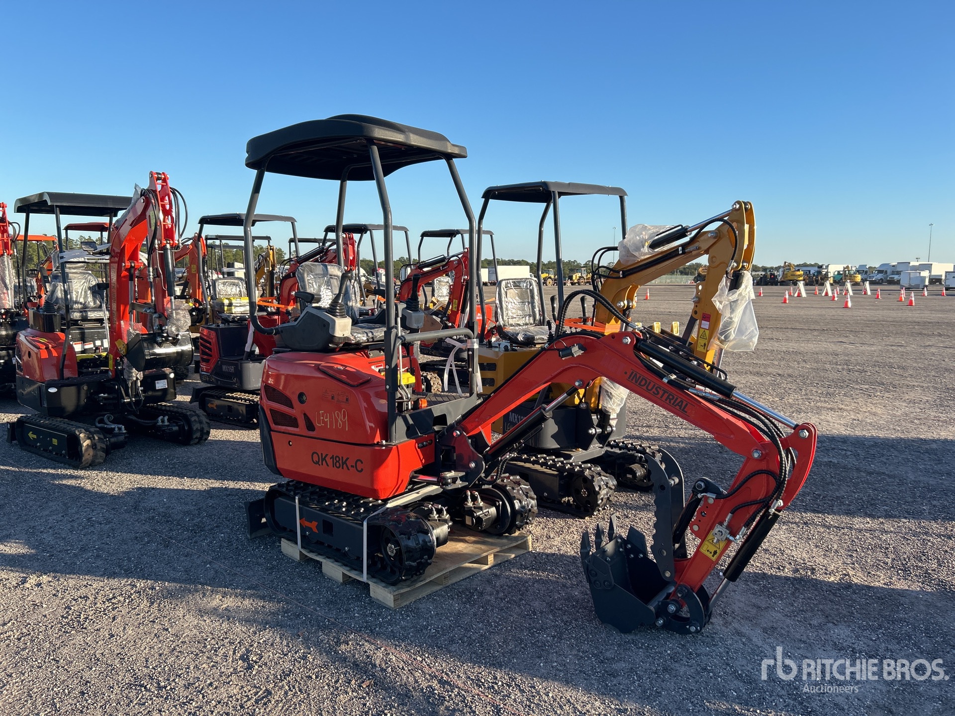 2024 AGT QK18K-C Mini Excavator | Ritchie Bros. Auctioneers