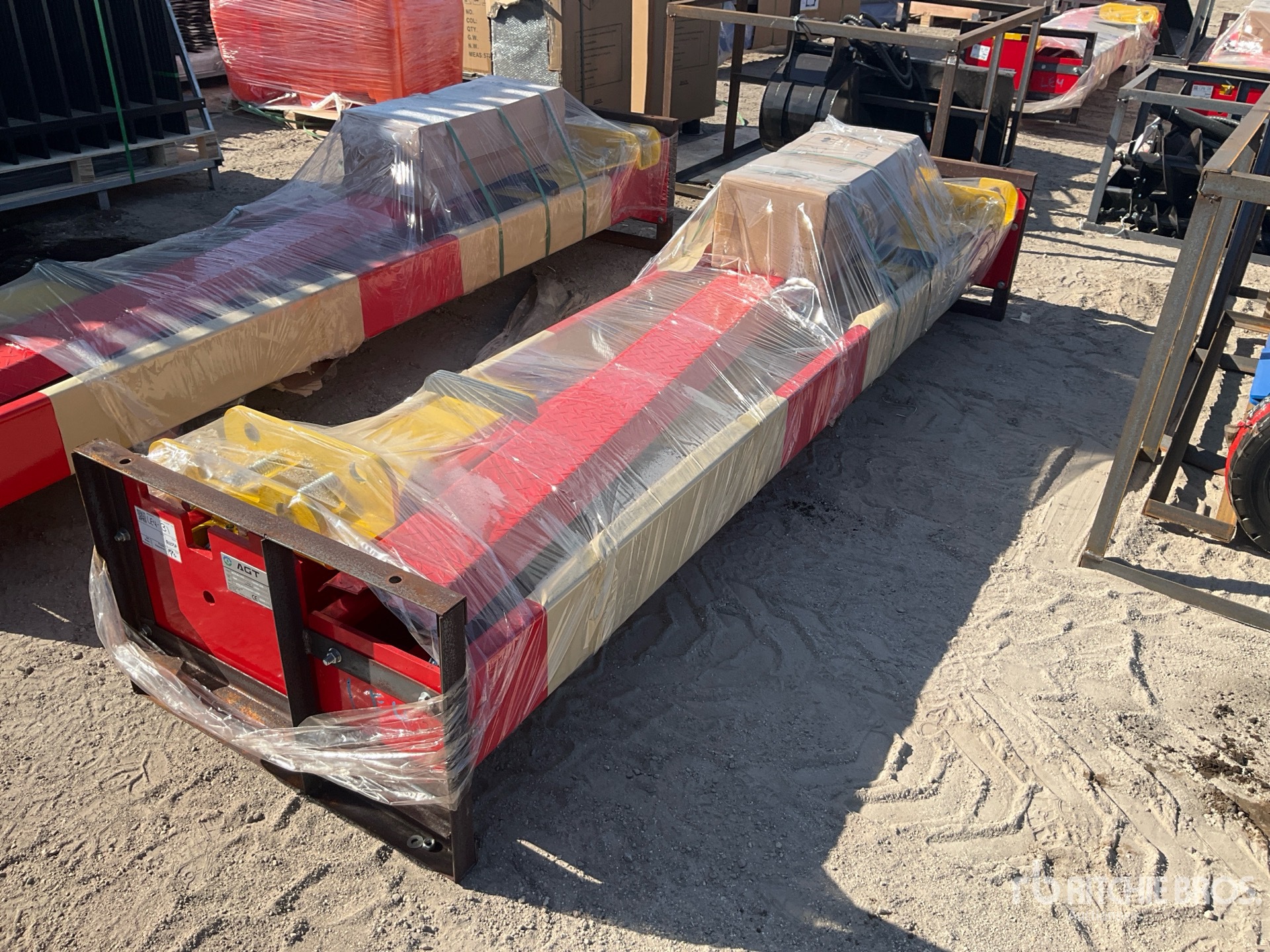 2024 AGT ATK-B1000 10000 lb Two-Post Car Lift | Ritchie Bros. Auctioneers