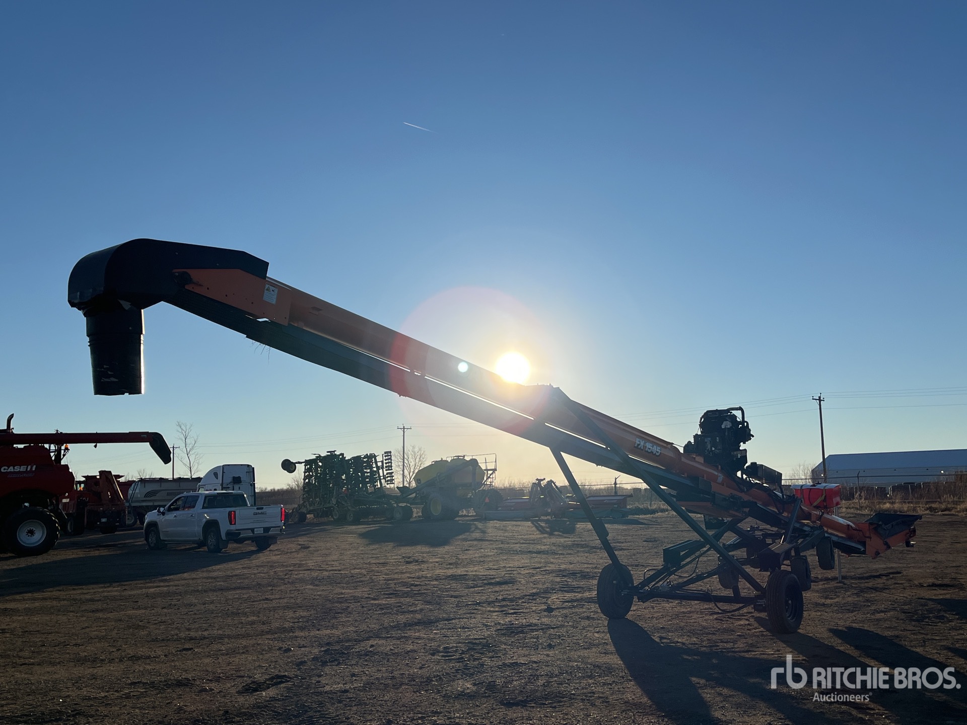 2017 Batco FX1545 15 in x 45 ft Convoyeur à grains | Ritchie Bros ...