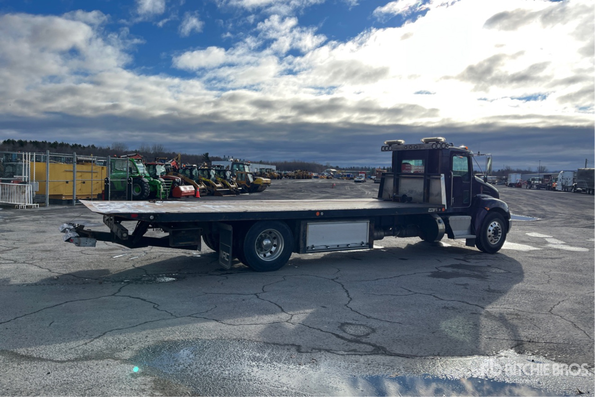 2017 Kenworth T370 4x2 Rollback Truck | Ritchie Bros. Auctioneers