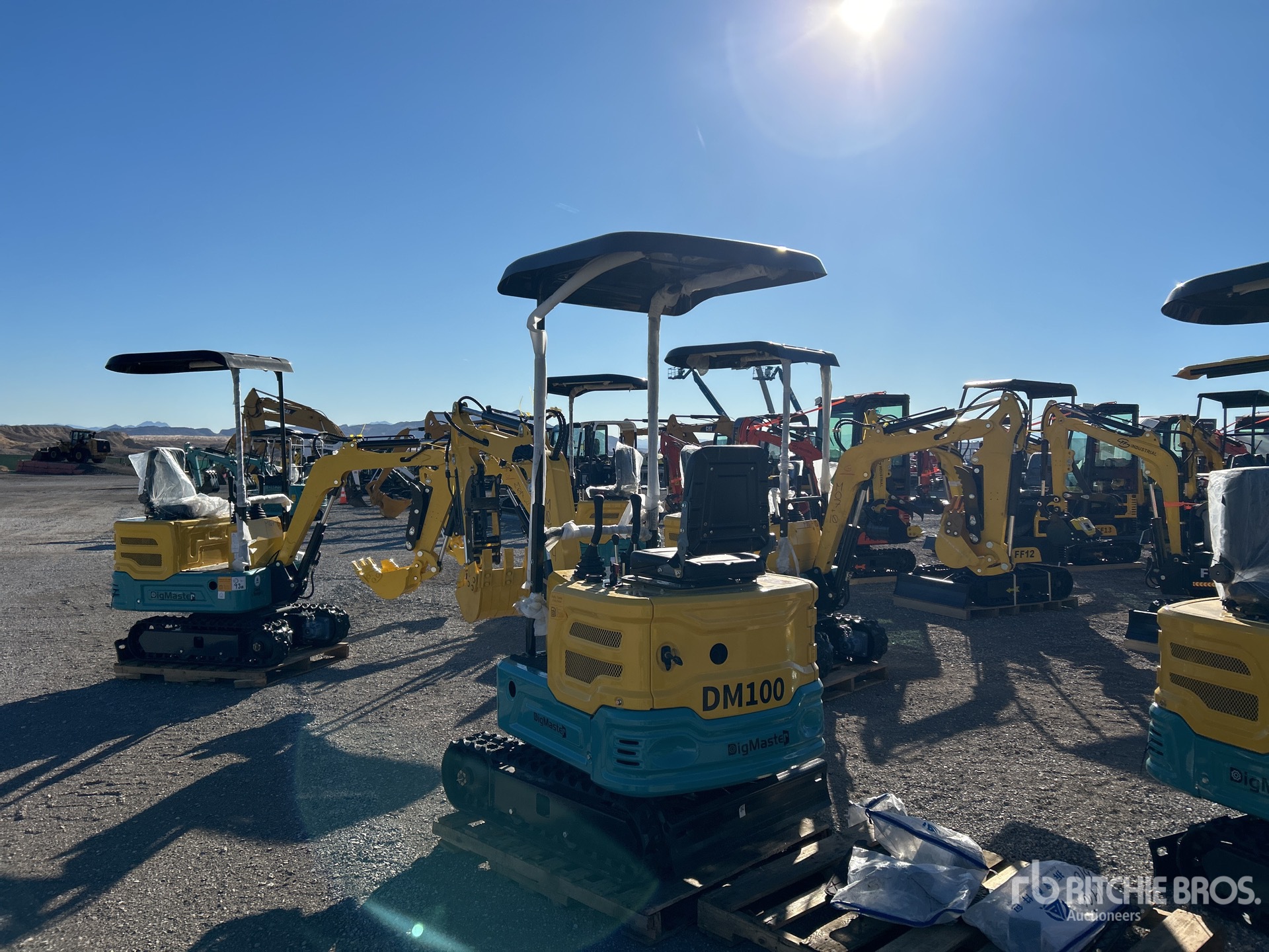 2024 Digmaster DM100 Mini Excavator | Ritchie Bros. Auctioneers