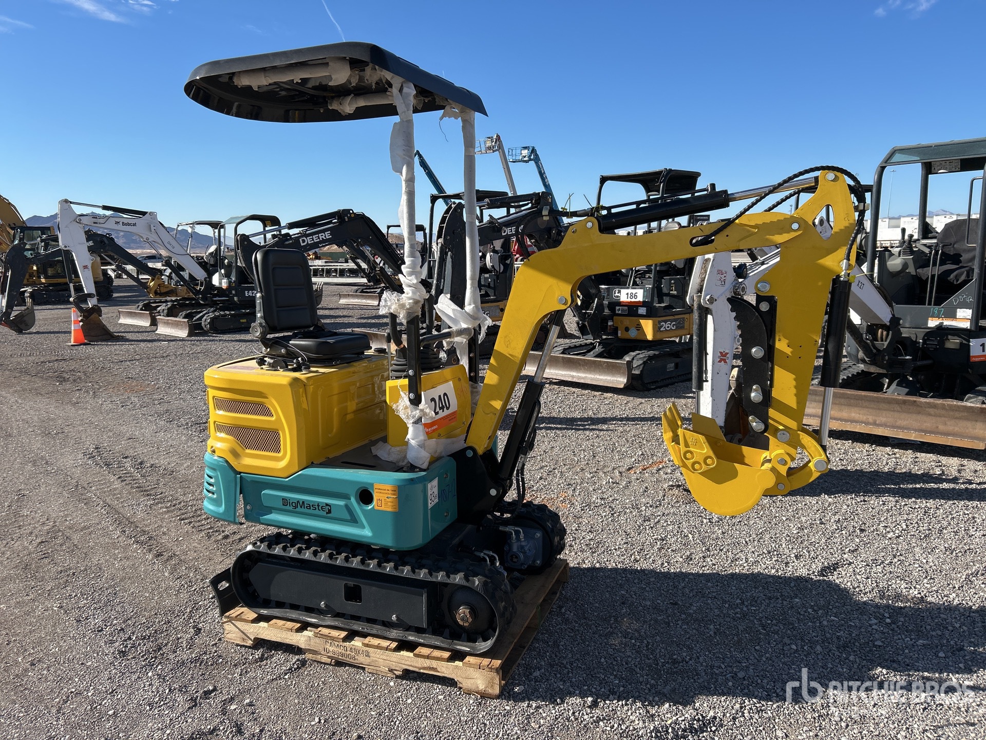 2024 Digmaster DM100 Mini-pelle (Unused) | Ritchie Bros. Auctioneers