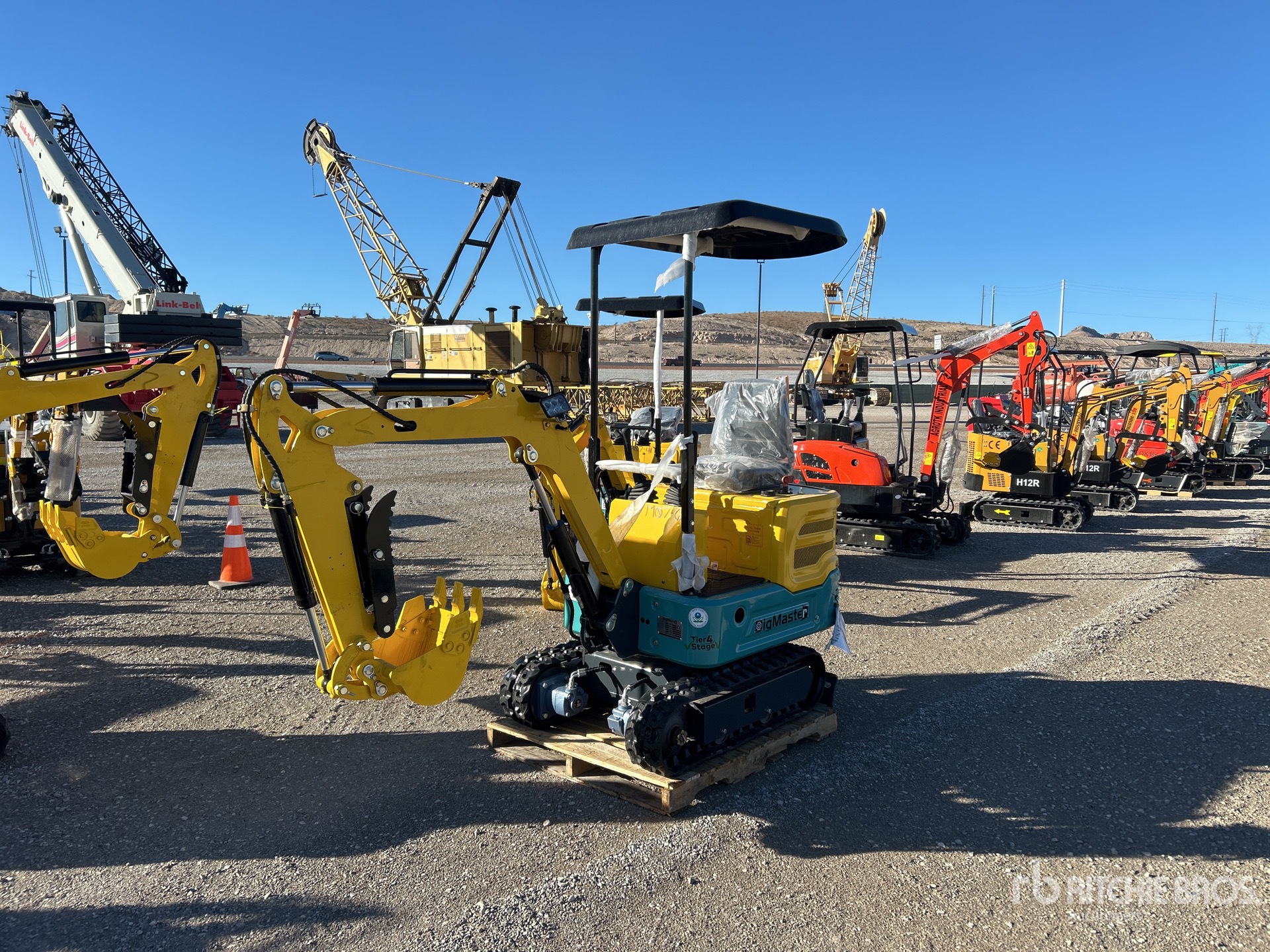 2024 Digmaster DM100 Mini Excavator | Ritchie Bros. Auctioneers