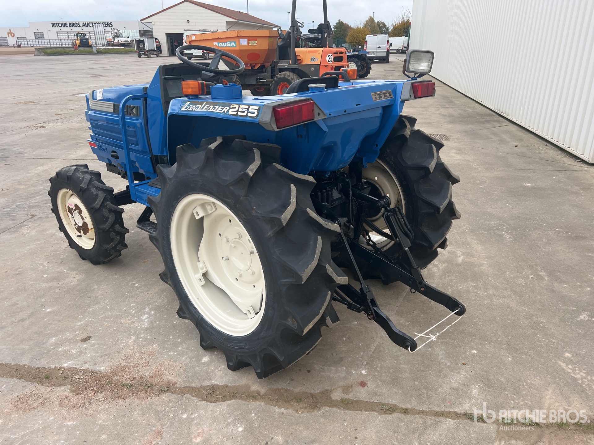 Iseki LandLeader 255 4WD Tracteur Utilitaire Utility Tractor | Ritchie Bros. Auctioneers