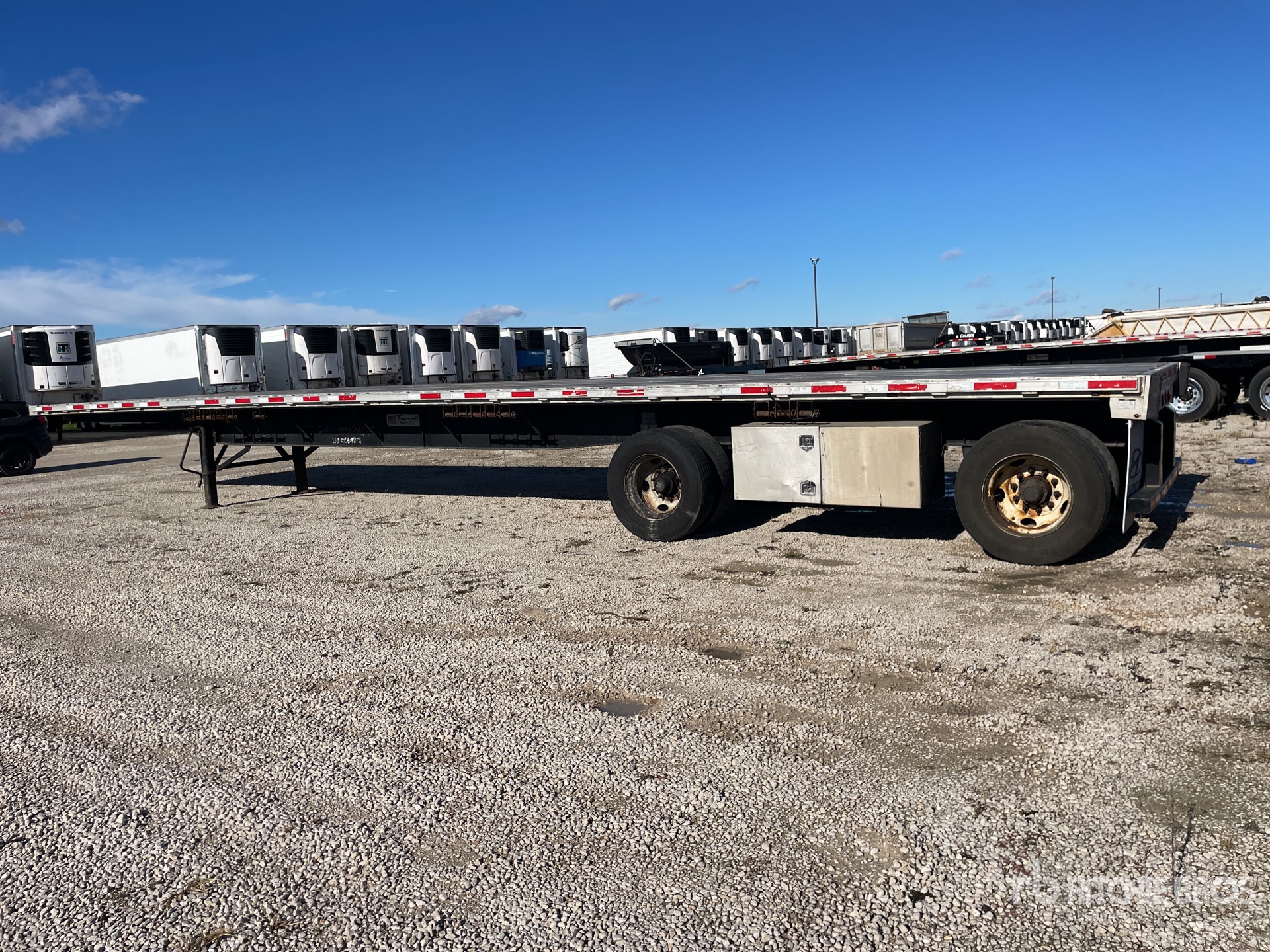 2016 Transcraft Eagle II 48 ft T/A Spread Axle Rimorchio a cassone ...