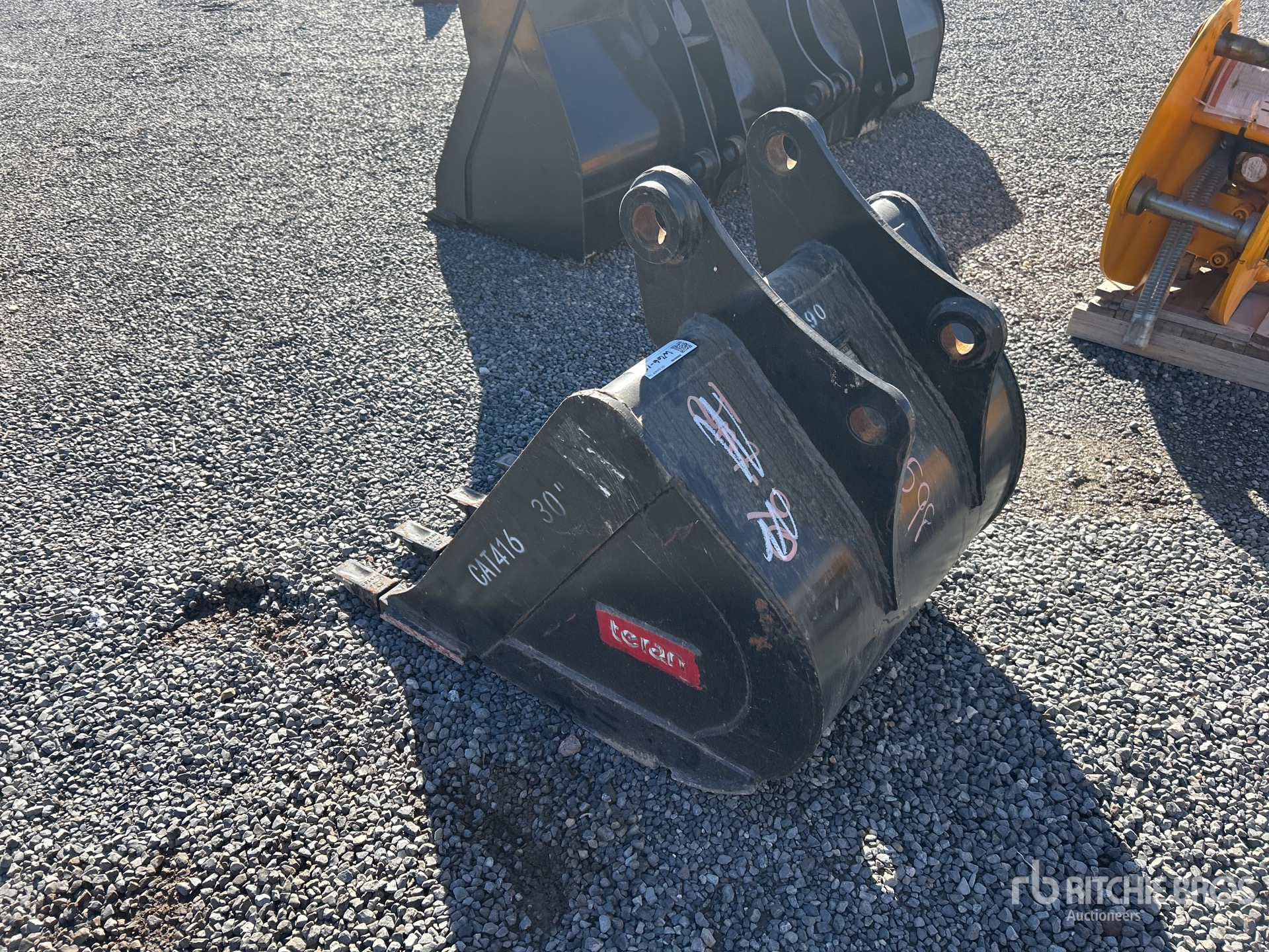 Teran 30 in Digging Benna per retroescavatore per terna - Fits Cat 416 ...