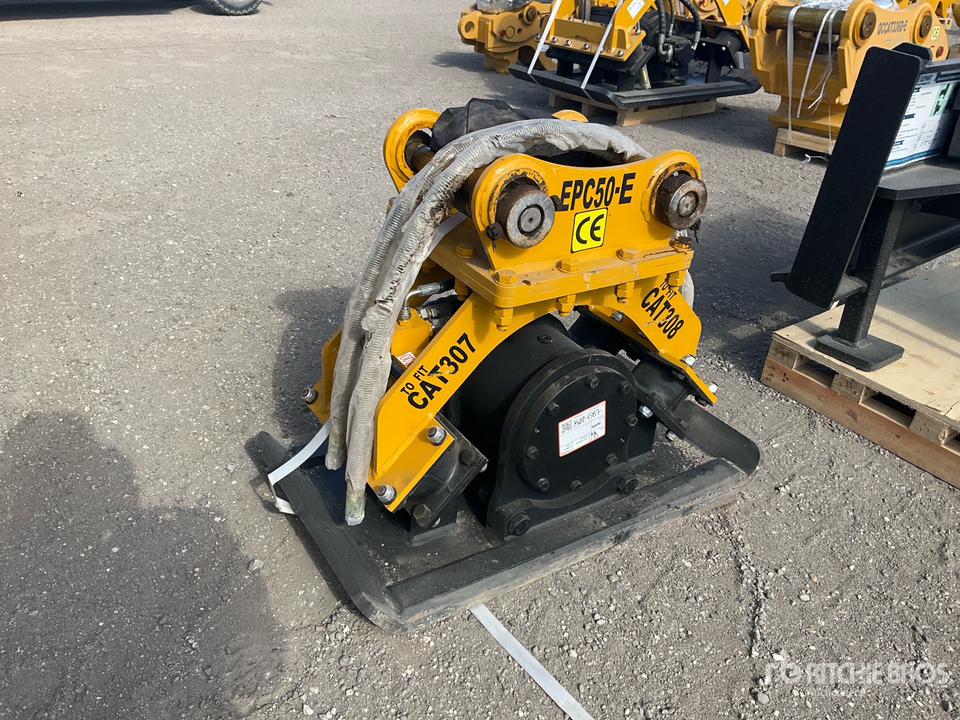 2024 Elephant EPC50-E Plate Compactor Attachment - Fits Cat 307 / 4 - 9 ...