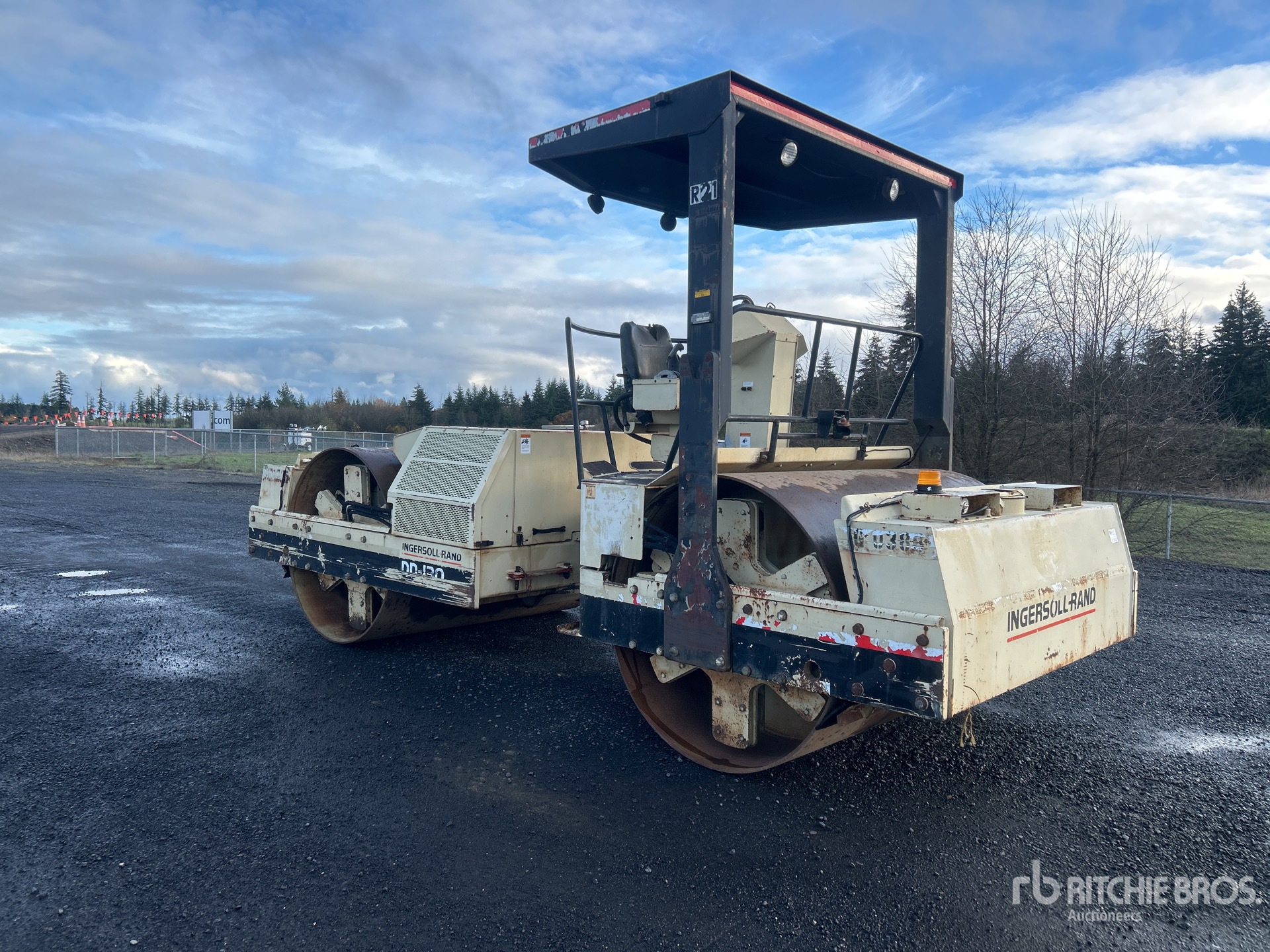 1997 Ingersoll Rand DD130 Rullo vibrante tandem | Ritchie Bros. Auctioneers