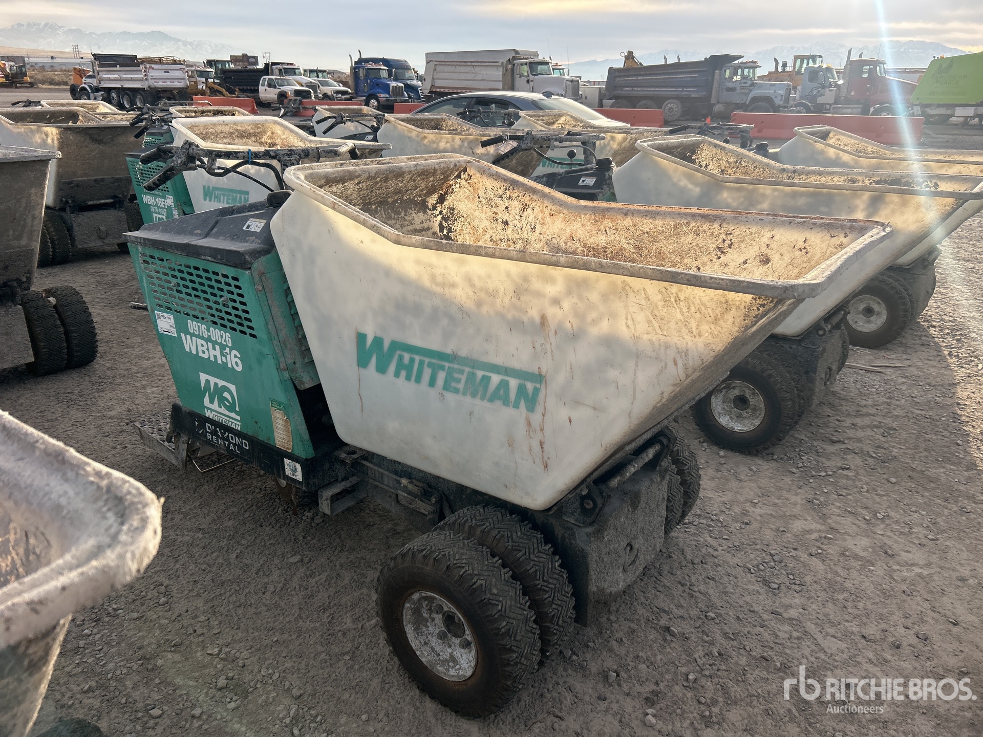 2016 Multiquip WBH-16EF Stand-On Carretilla para hormigón | Ritchie ...