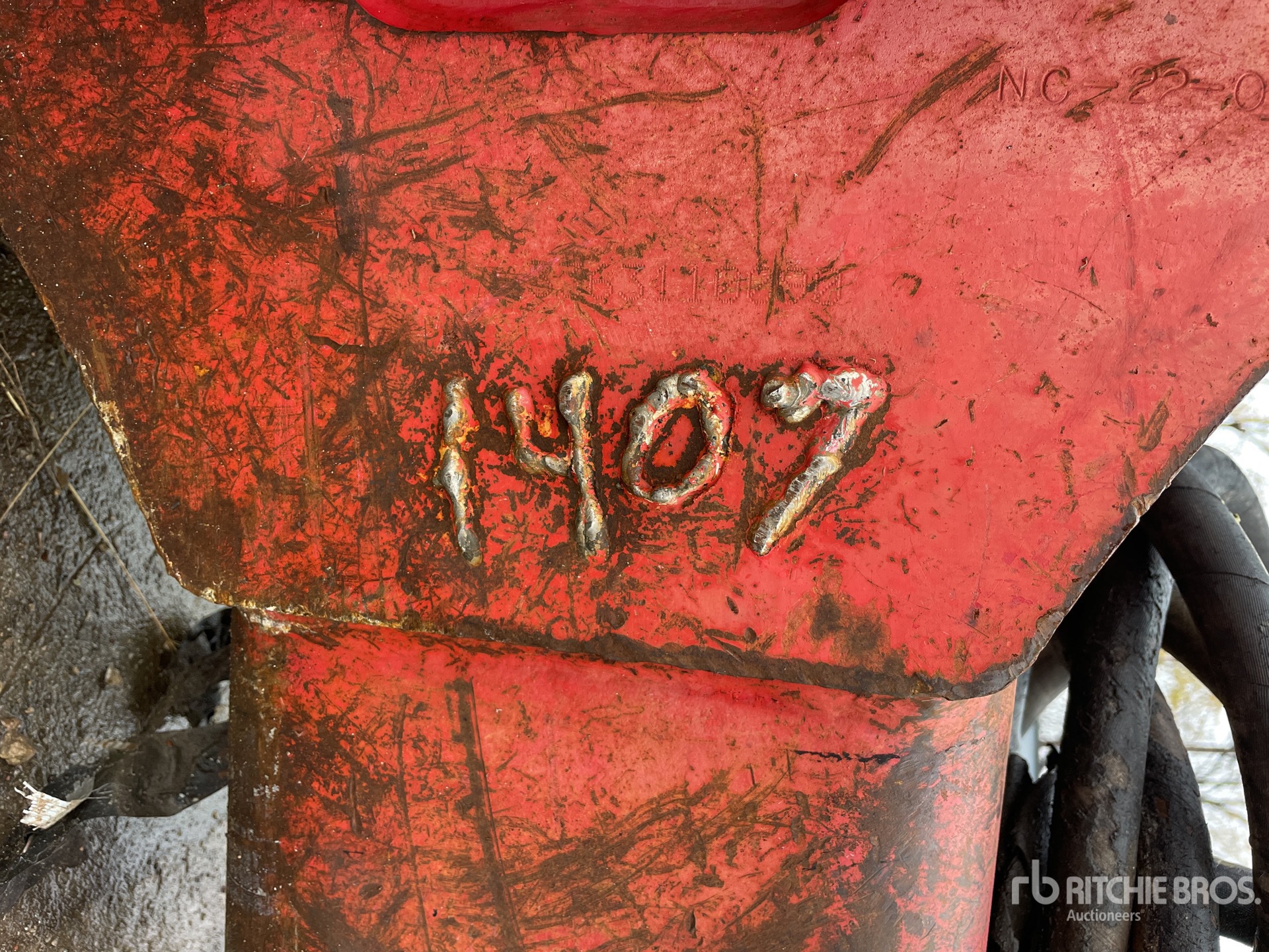 Hydraulic Breaker - Fits Link Belt 145 | Ritchie Bros. Auctioneers