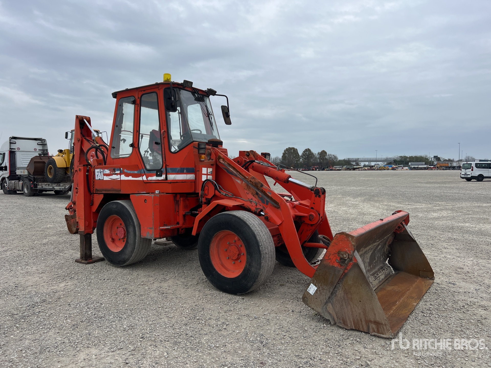 FAI 595 4x4 Backhoe Loader | Ritchie Bros. Auctioneers