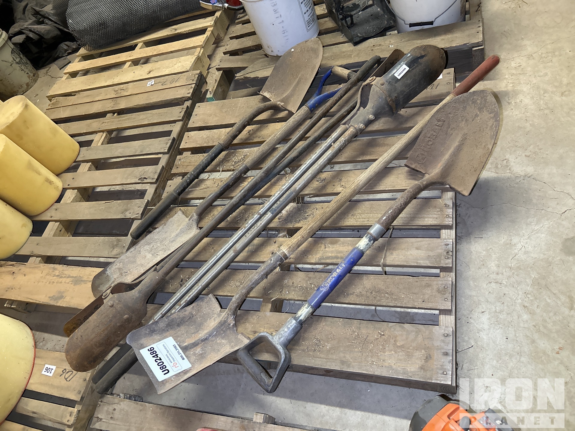 Quantity of Shovels, Post Hole Diggers. | Ritchie Bros. Auctioneers
