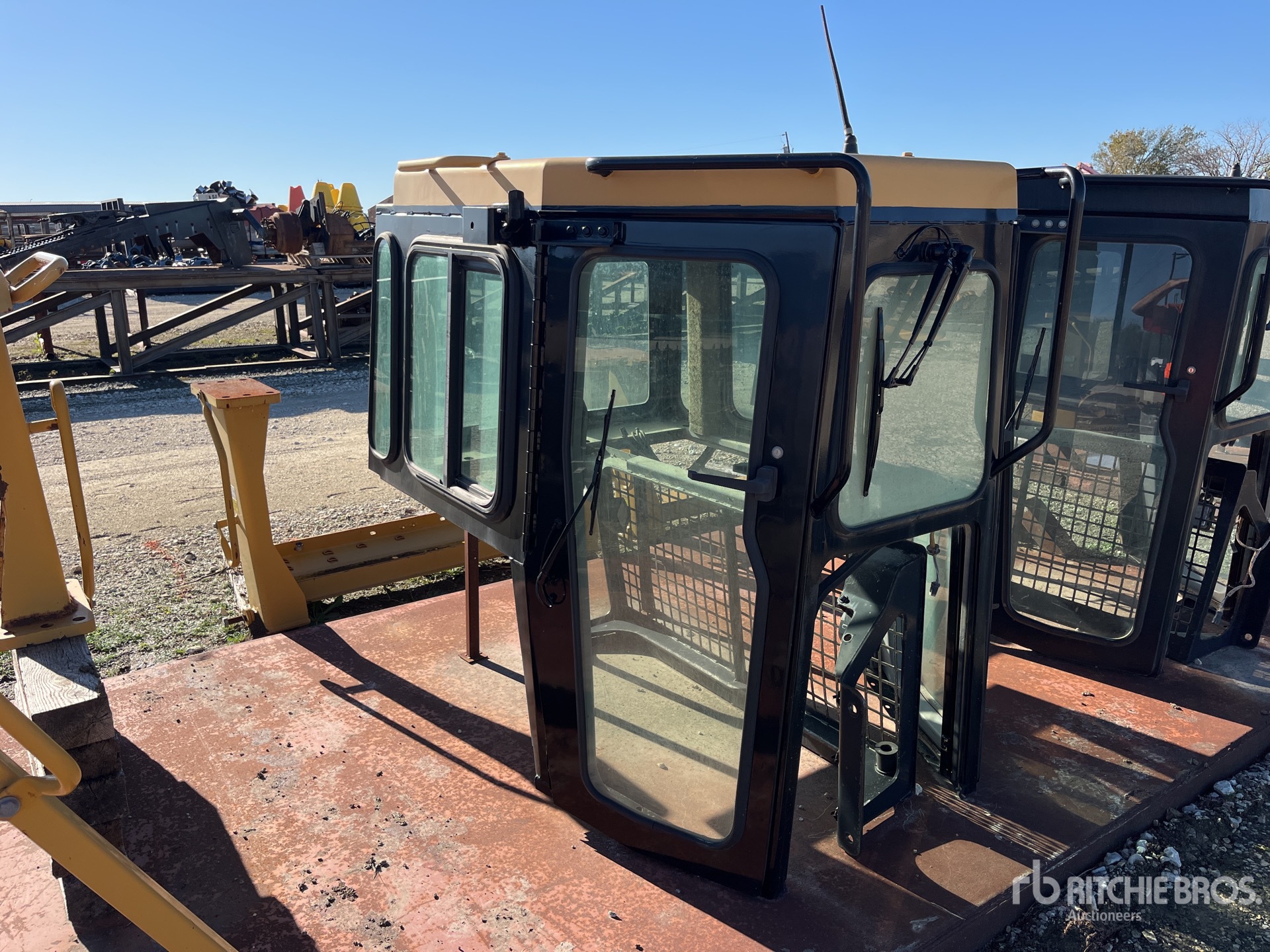 Enclosed Cab & ROPS Structure Varios - Fits Cat D6R / D6T | Ritchie ...