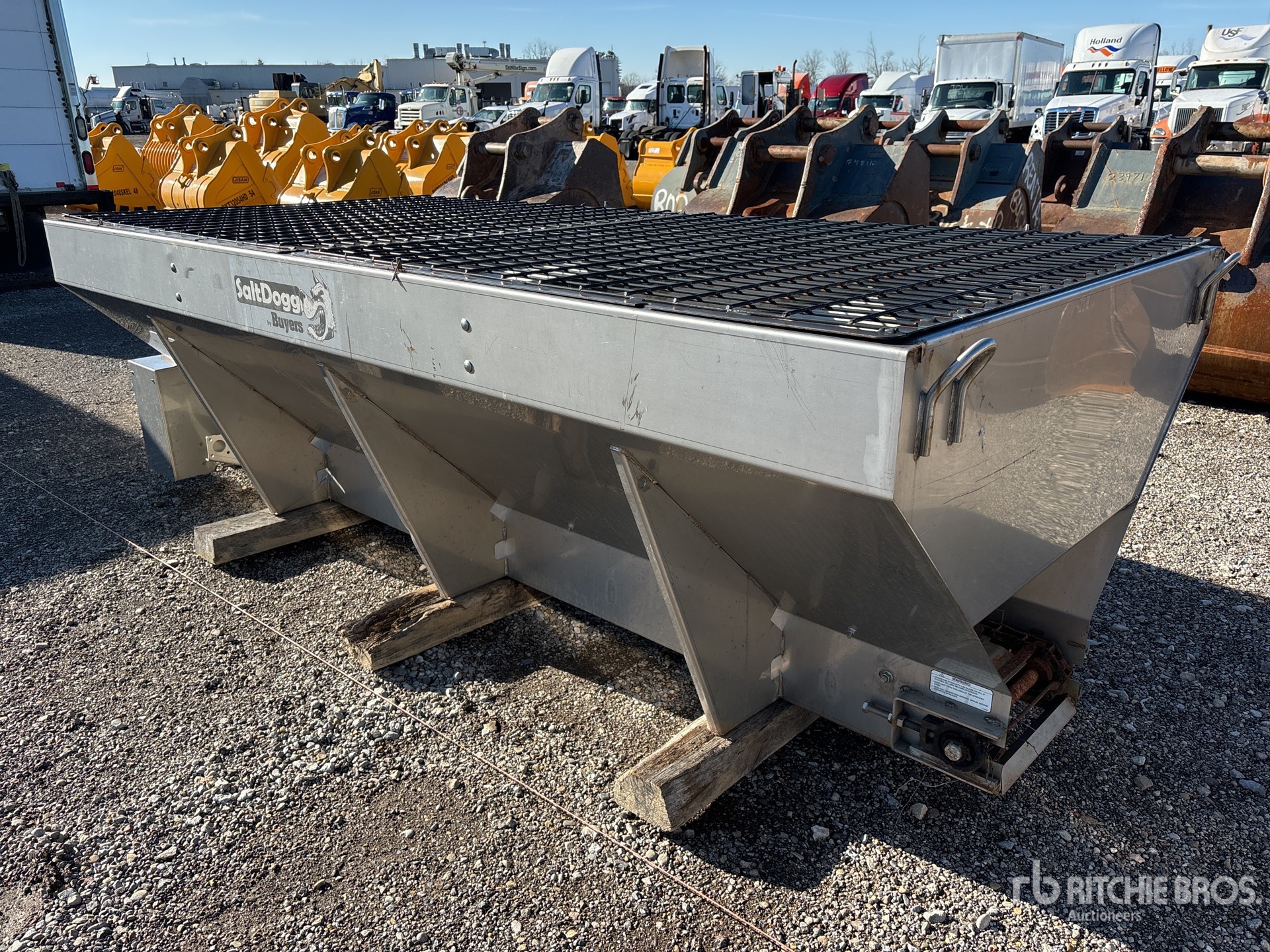 SaltDogg 14005 Electric Salt Spreader | Ritchie Bros. Auctioneers