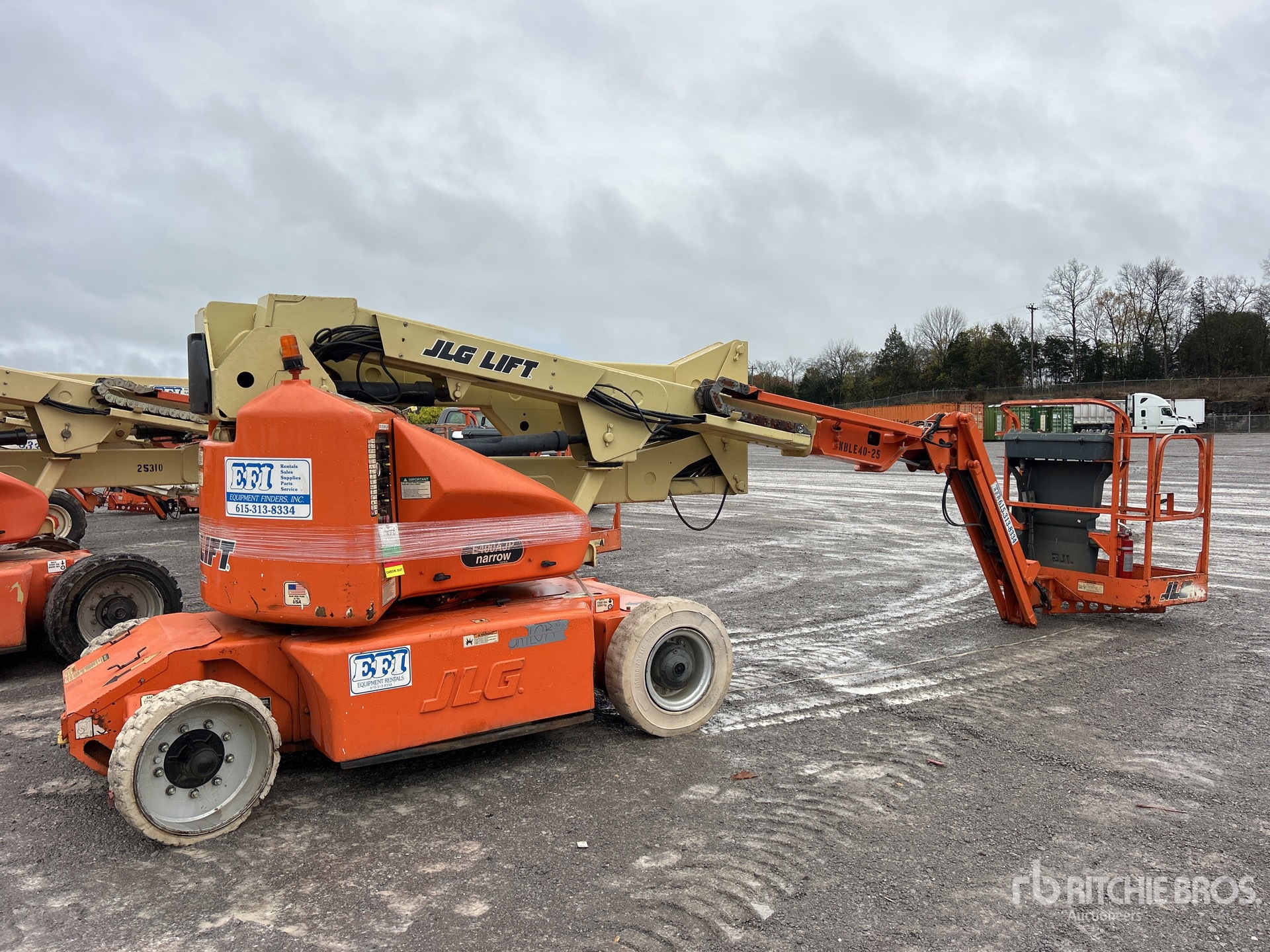 2008 JLG E400AJPN 2WD Electric Nacelle articulée | Ritchie Bros ...
