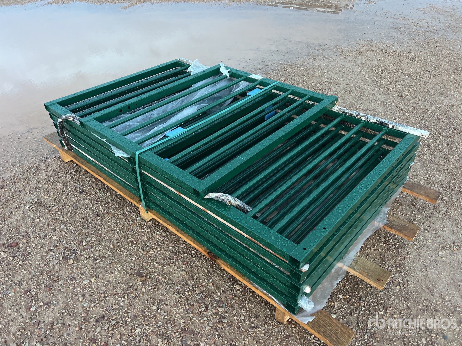 Qte De Portails Qty Of Portals | Ritchie Bros. Auctioneers