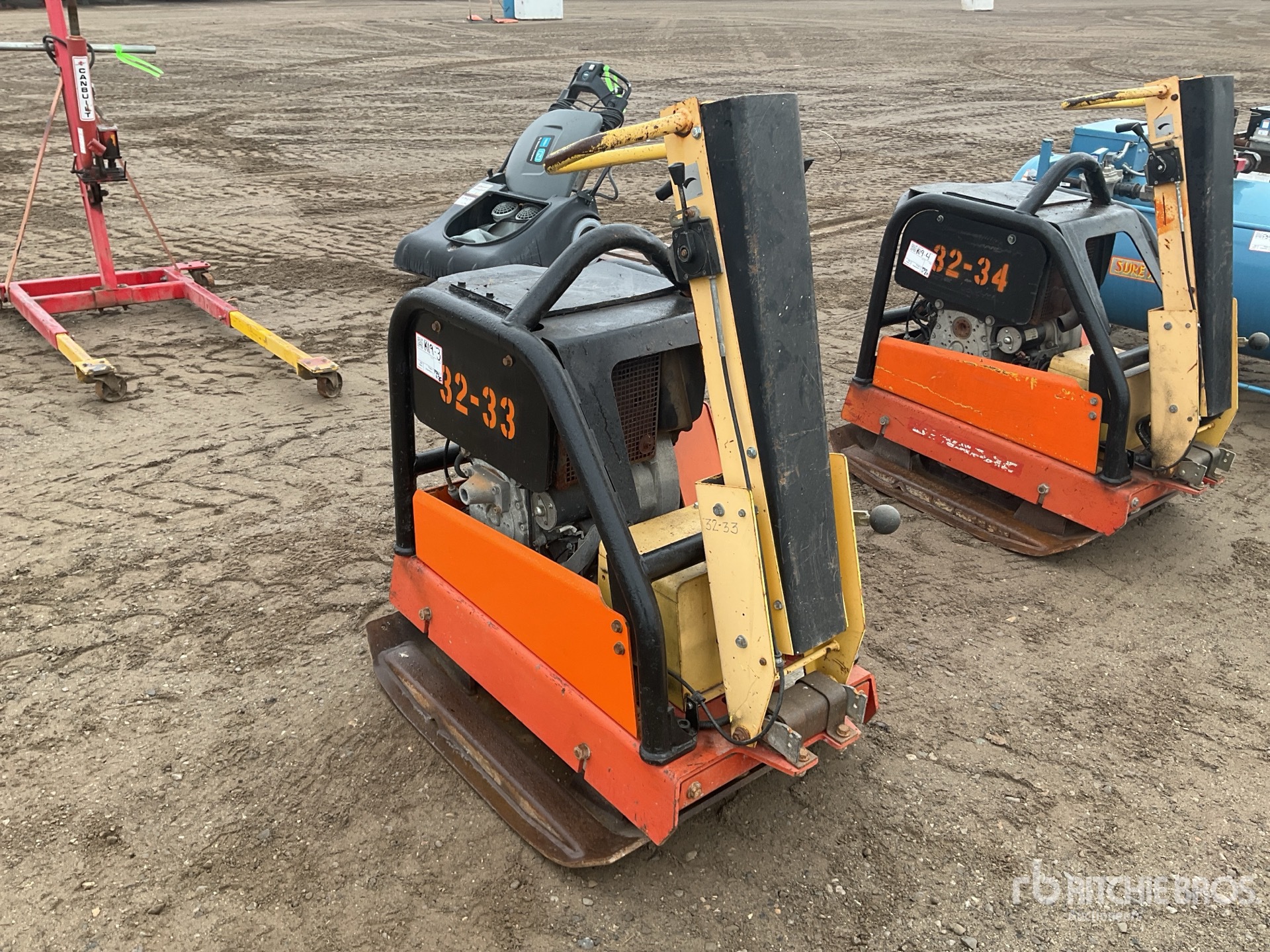 2008 Dynapac LG500 Reversible Plancha compactadora | Ritchie Bros ...