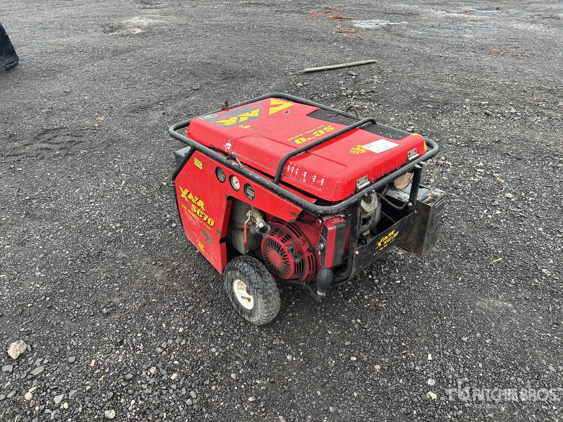 2006 Xair SC70 70 cfm Mobile Air Compressor | Ritchie Bros. Auctioneers