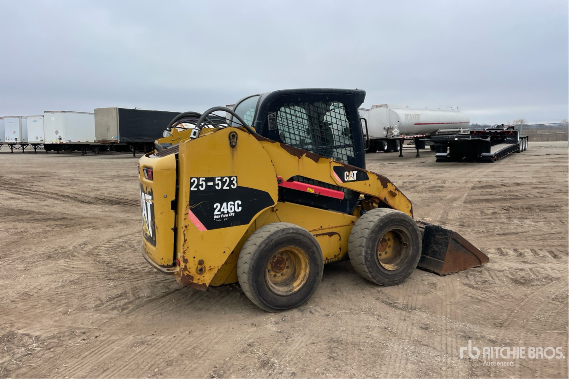 2010 Cat 246C Two-Speed High Flow XPS Kompaktlader | Ritchie Bros ...